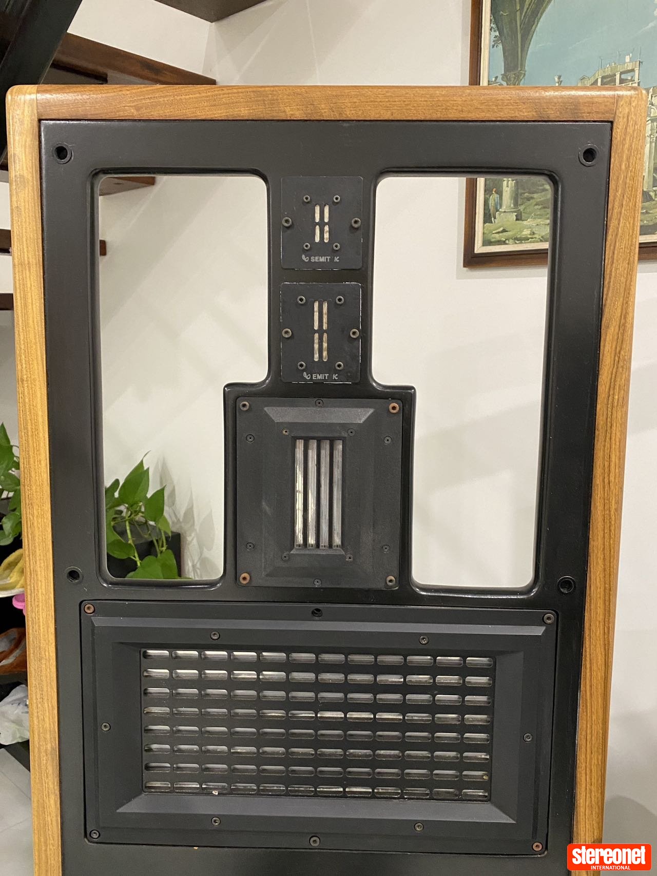 Infinity IRS DELTA/GAMMA Floorstanding Loudspeakers - Floorstanders ...