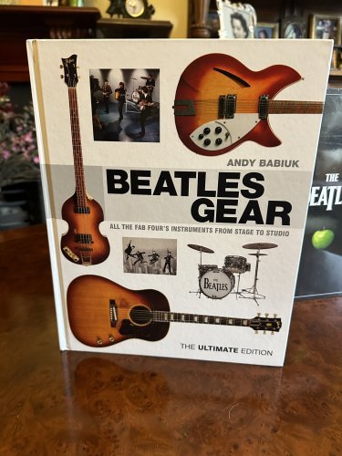 Beatles Gear Book - Books / Magazines etc. - StereoNET