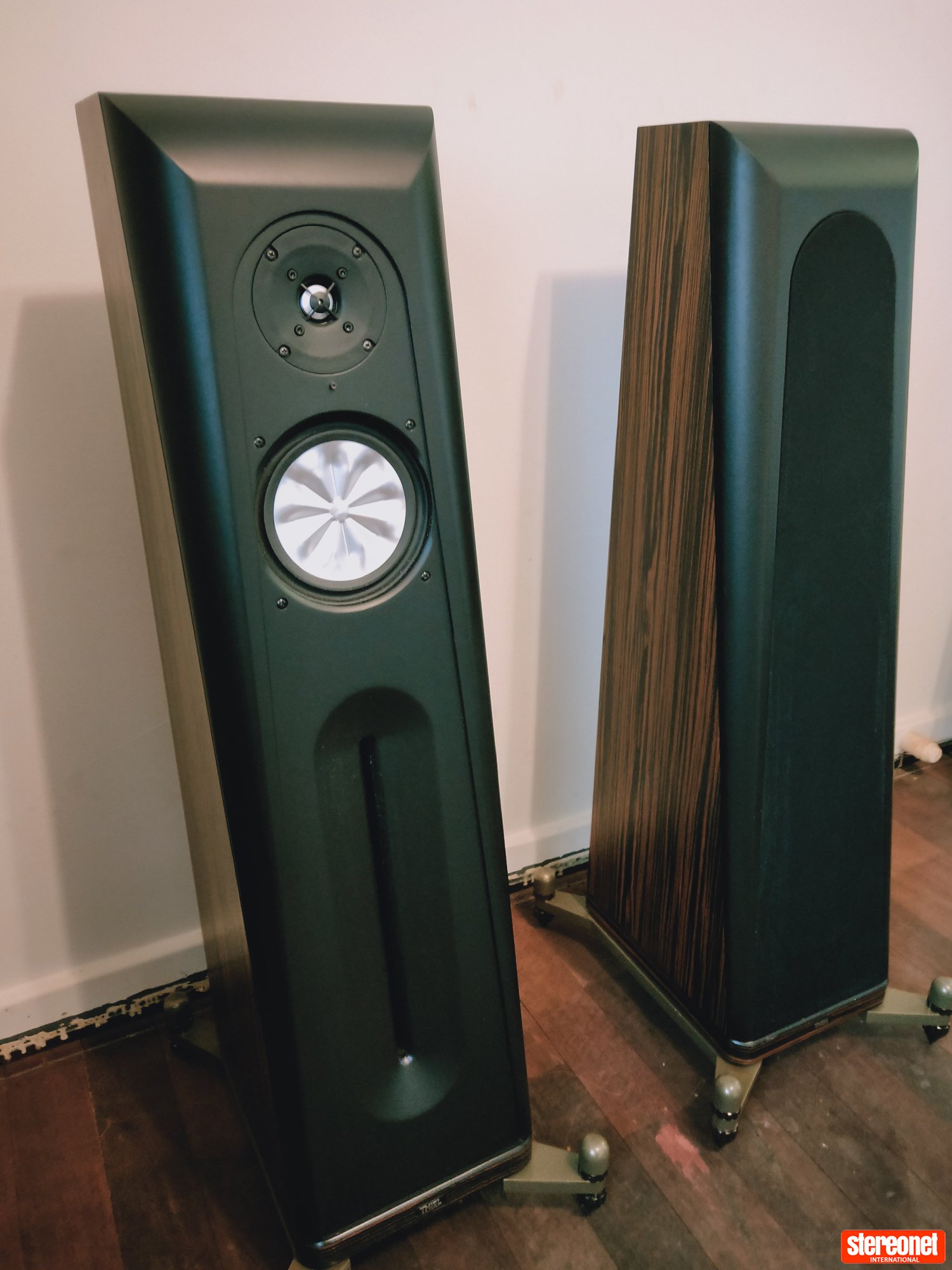 THIEL CS1.7 Floorstanding Loudspeakers - Floorstanders & Large Monitors ...