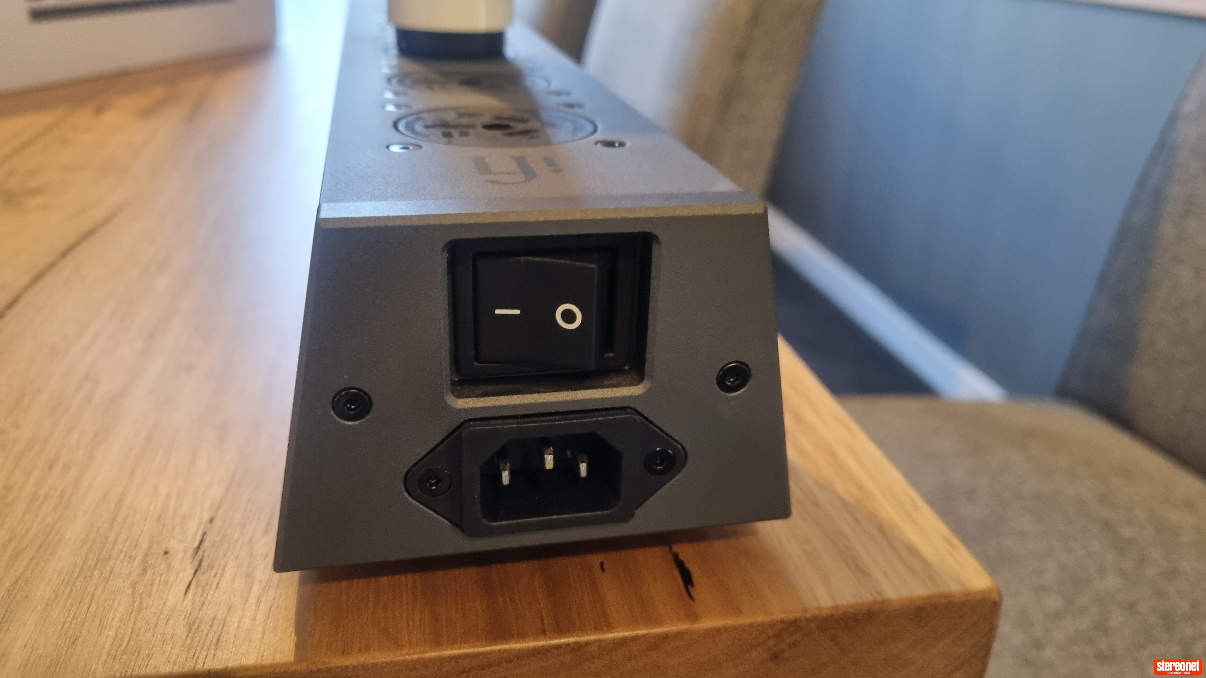 iFi audio Powerstation Power Filter - Power Filtering / Conditioning ...