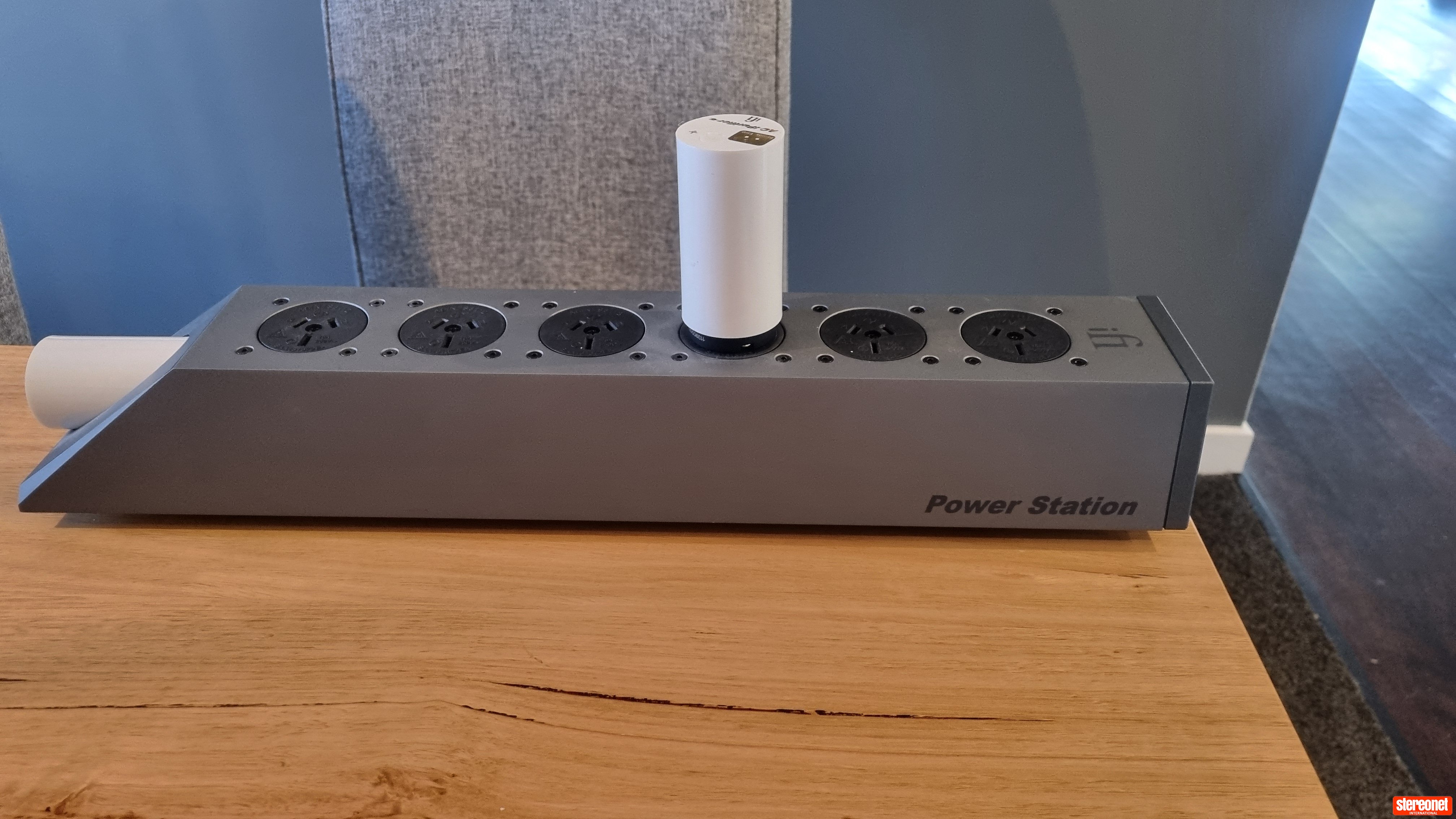 iFi audio Powerstation Power Filter - Power Filtering / Conditioning ...