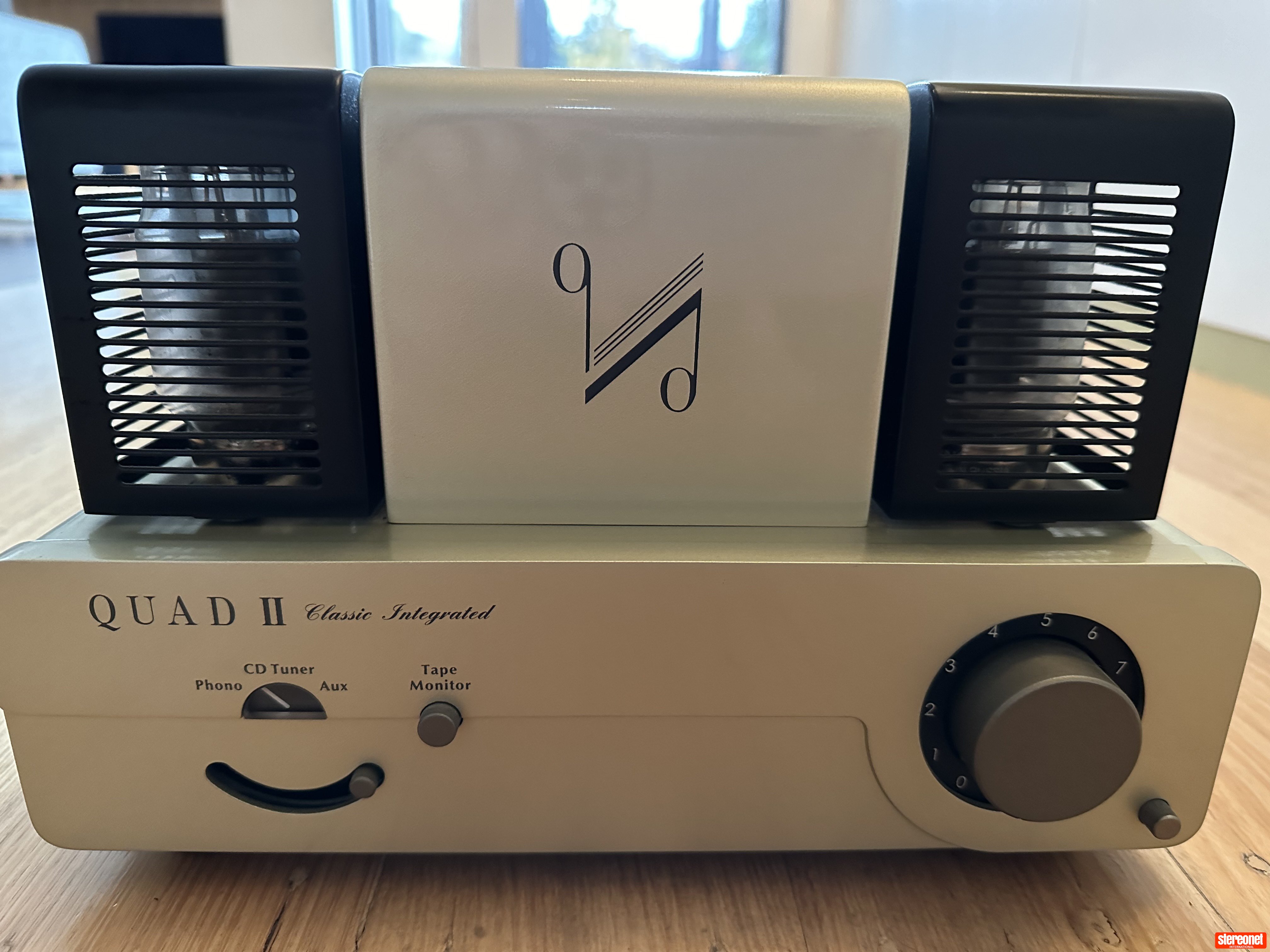 Quad Q2100062 Integrated Amplifier - Integrated Amplifiers - StereoNET