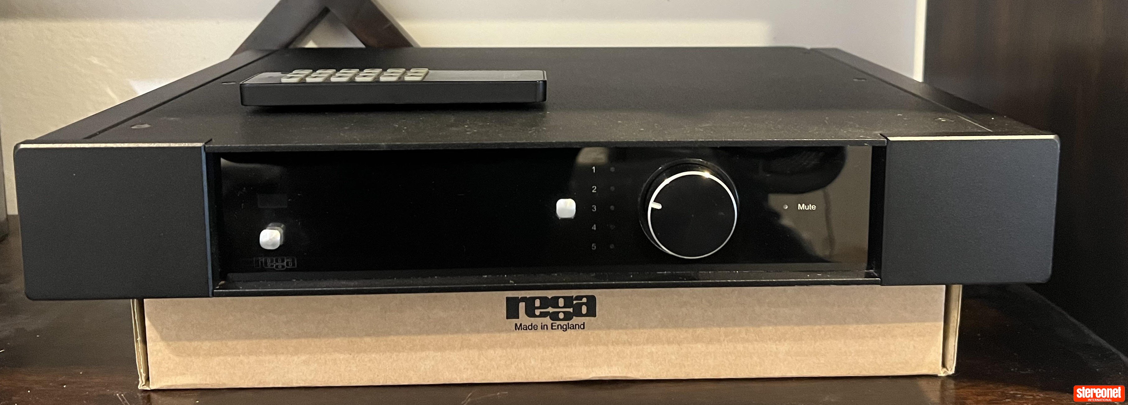 Rega Elex R Mk3 Integrated Amplifier - Integrated Amplifiers - StereoNET