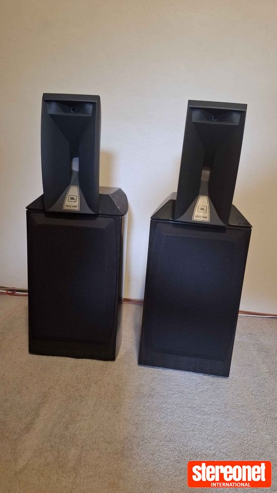 JBL Synthesis 800 Array Floorstanding Loudspeakers - Floorstanders ...