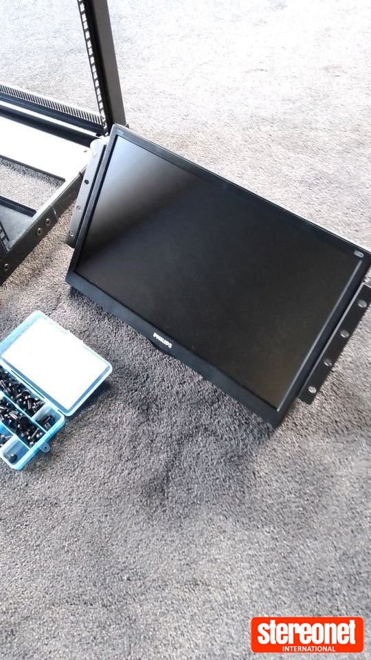 TitanAV 42RU Network Rack / Cabinet - Computers & Related - StereoNET