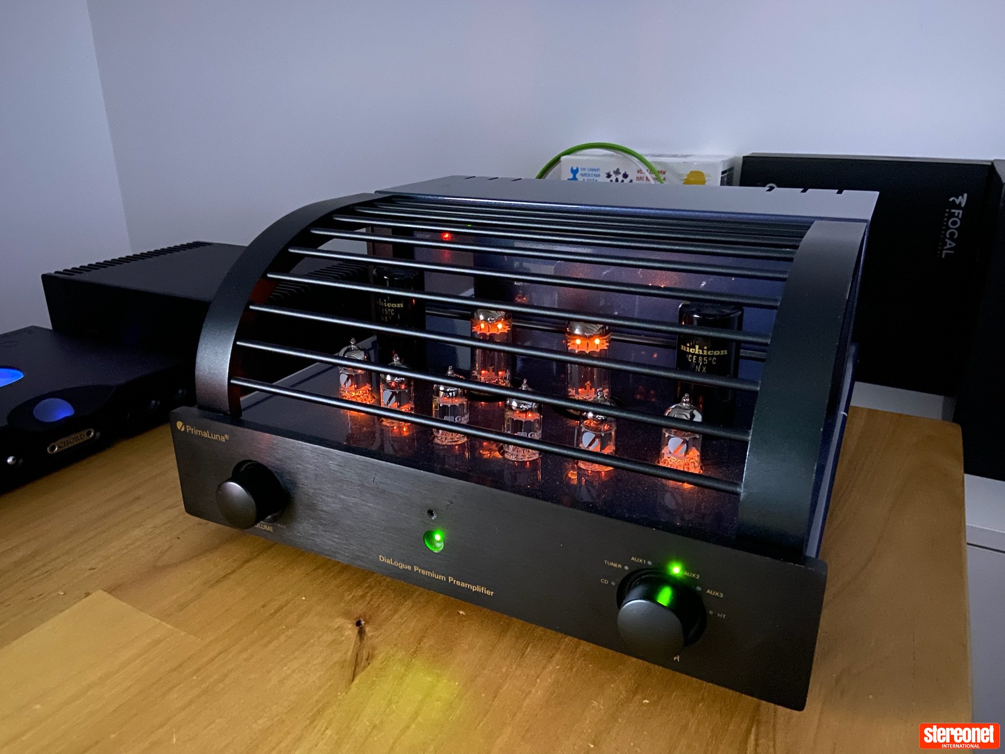 PrimaLuna Dialogue Premium Preamplifier Pre Amplifier - Pre Amplifiers ...