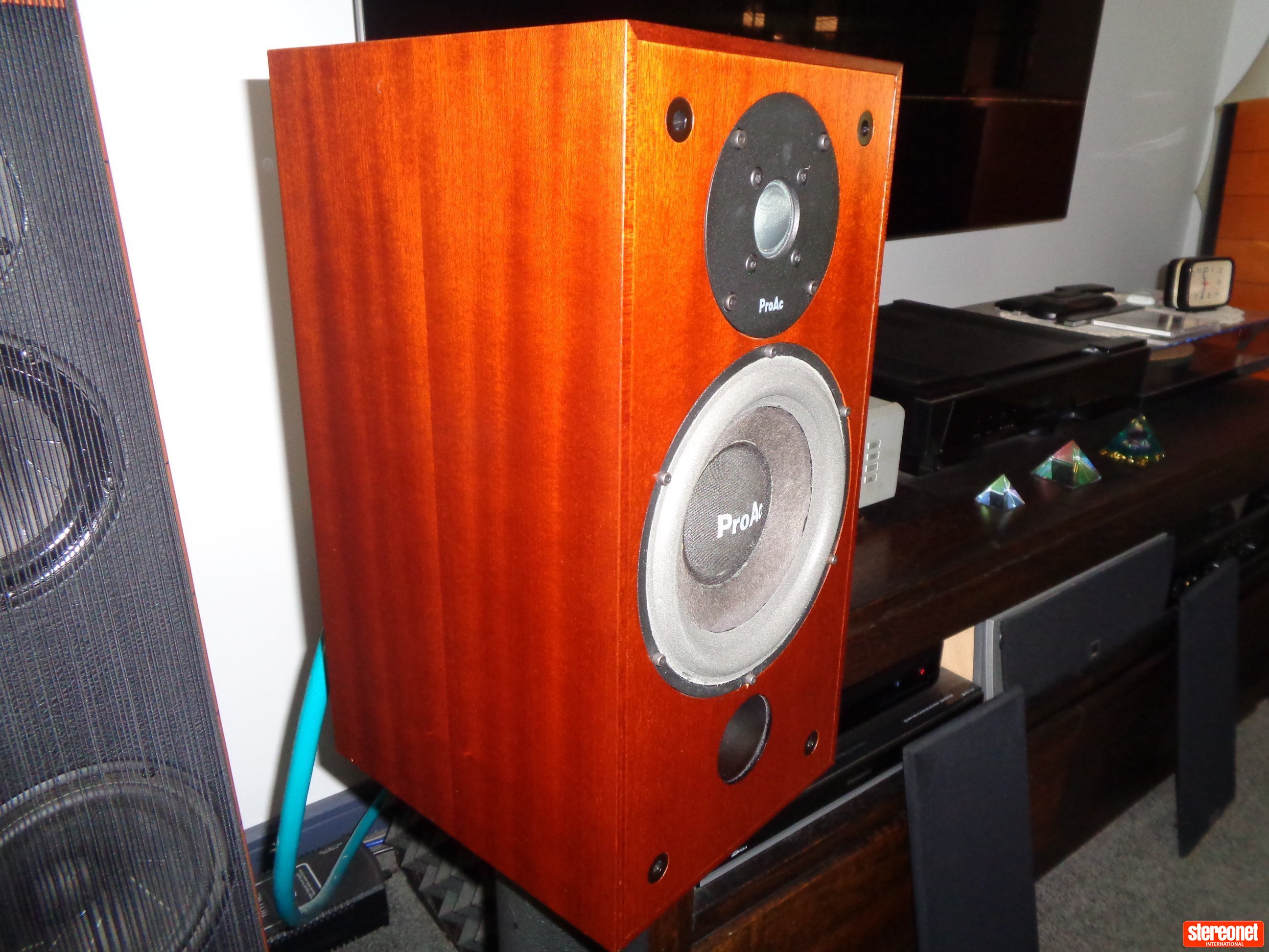 Proac 12189 Bookshelf Loudspeakers - Bookshelf & Small Monitors - StereoNET