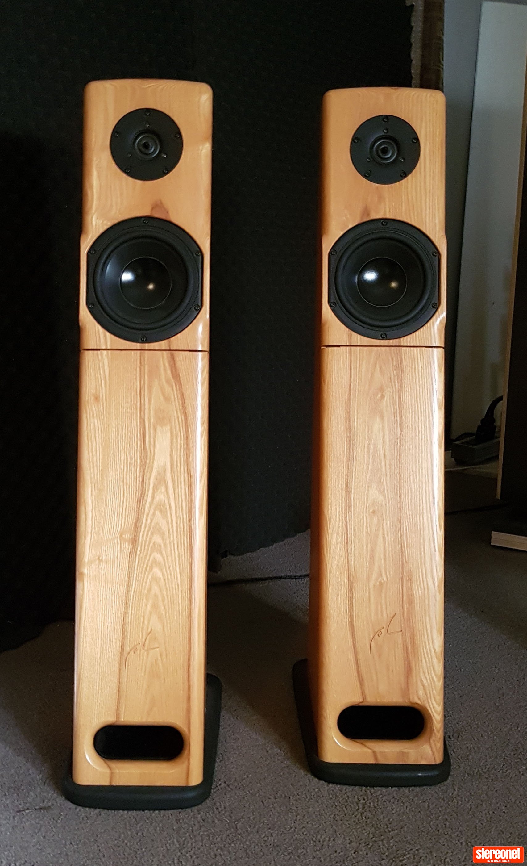 Medowlark Audio Kestral 2 Transmission Line Floorstanding Loudspeakers ...