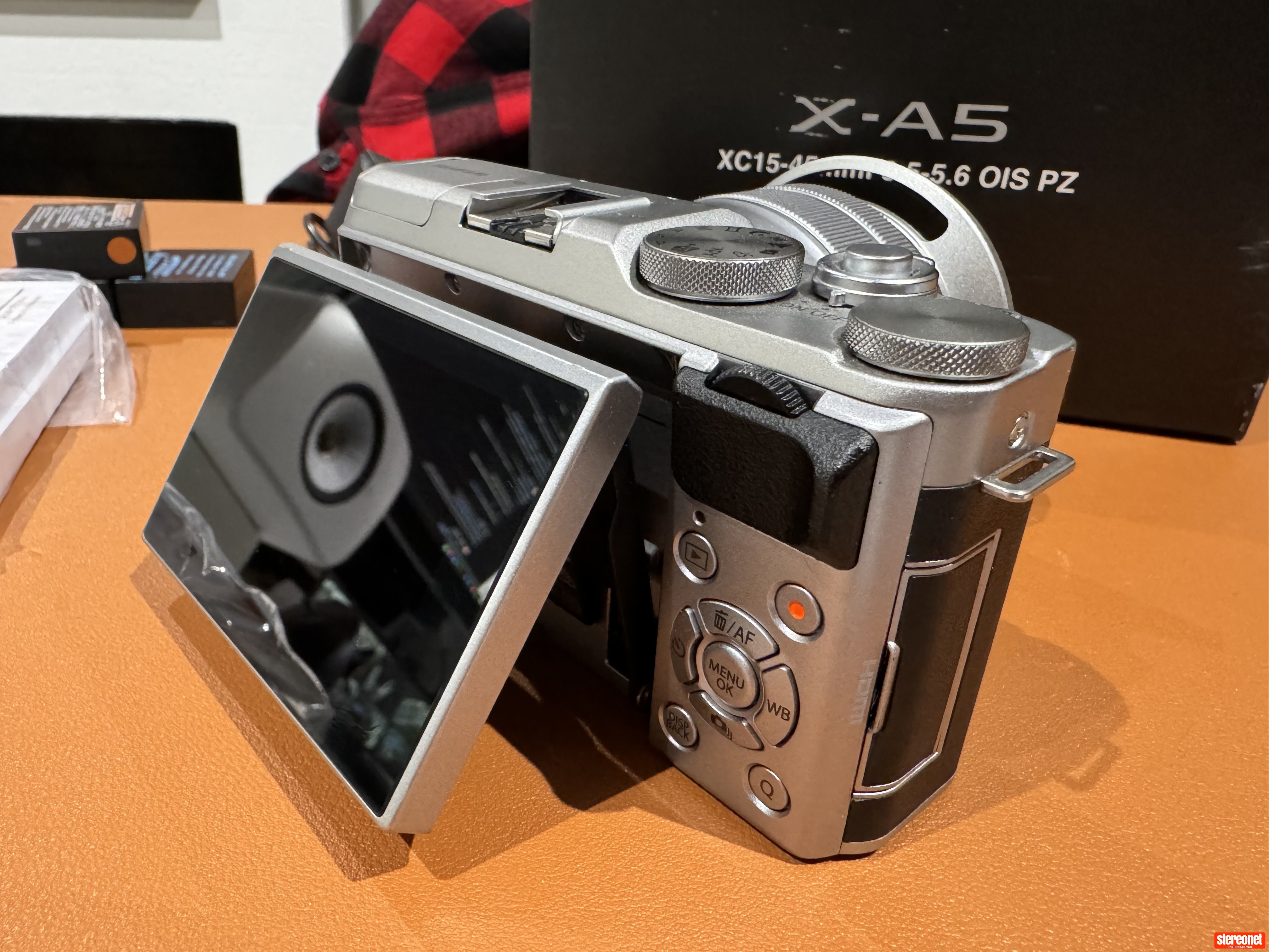 Fujifilm X-A5 Mirrorless (15-45mm Lens) Digital Camera - Cameras ...