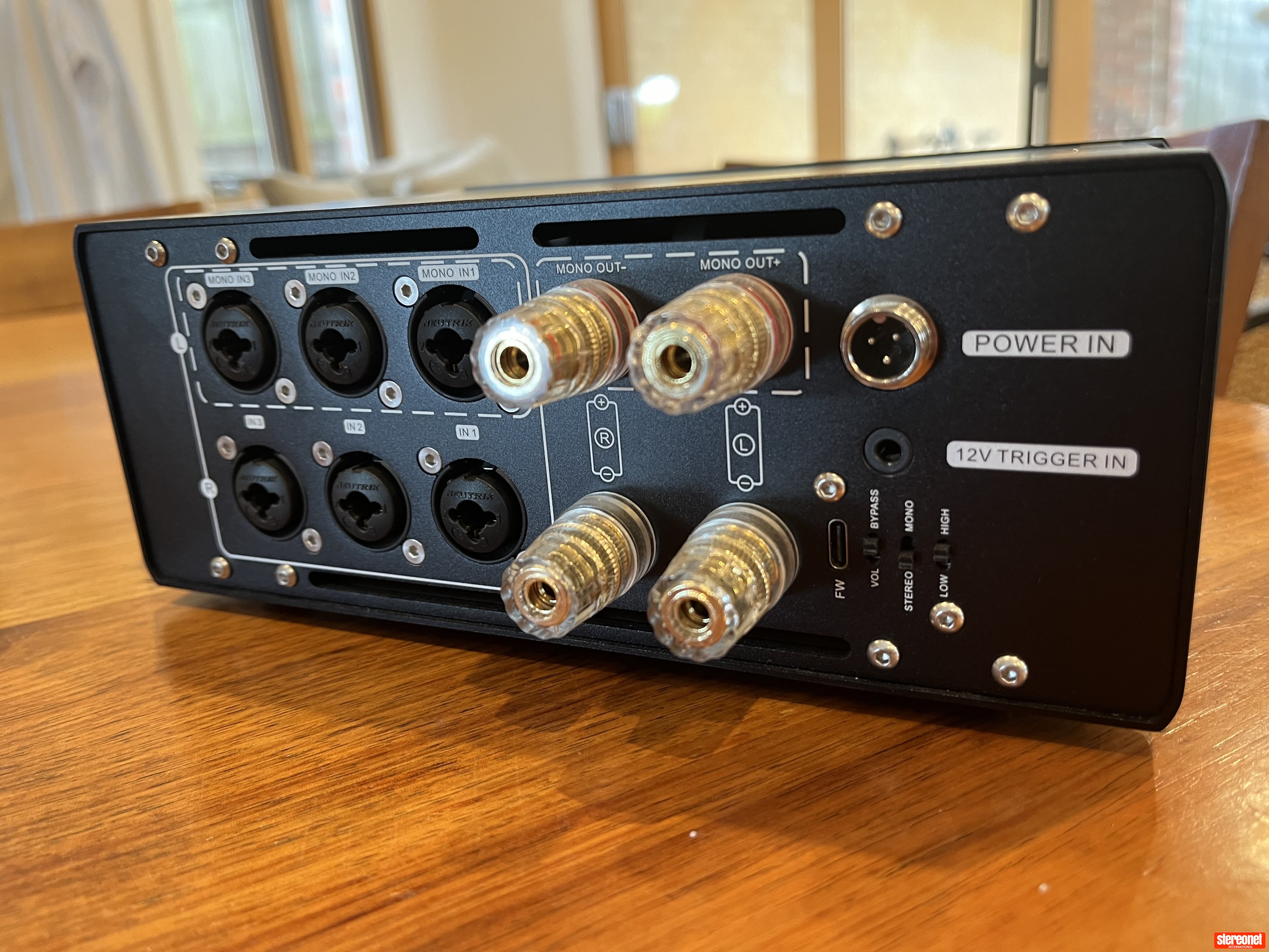 Topping LA90 Power Amplifier - Power Amplifiers - StereoNET