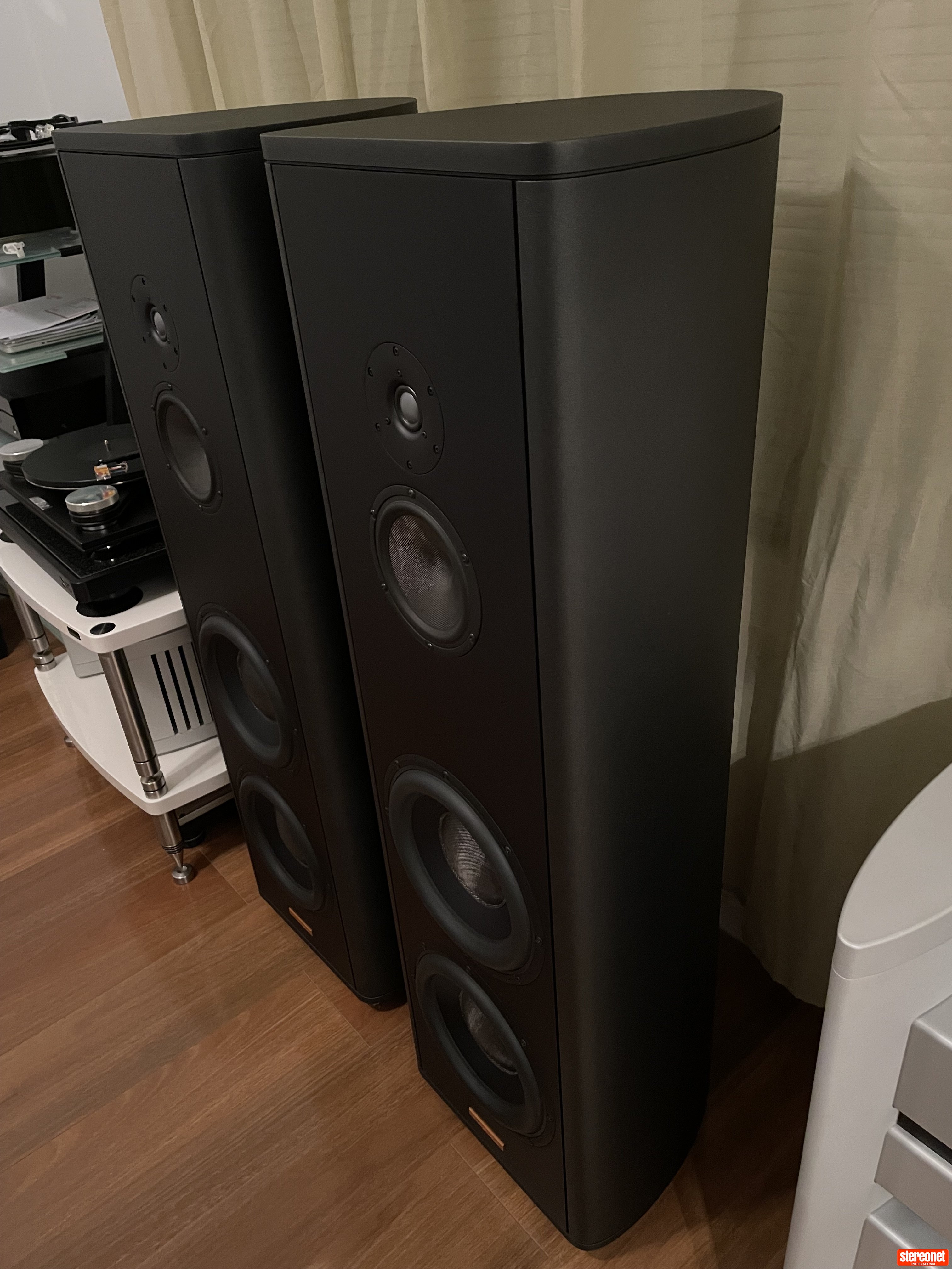 Magico S5 mk1 Floorstanding Loudspeakers - Floorstanders & Large ...