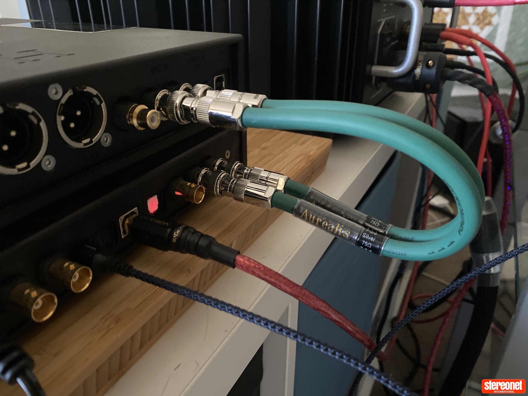 Aurealis Alpha AG Digital Cable - Digital Cables - StereoNET