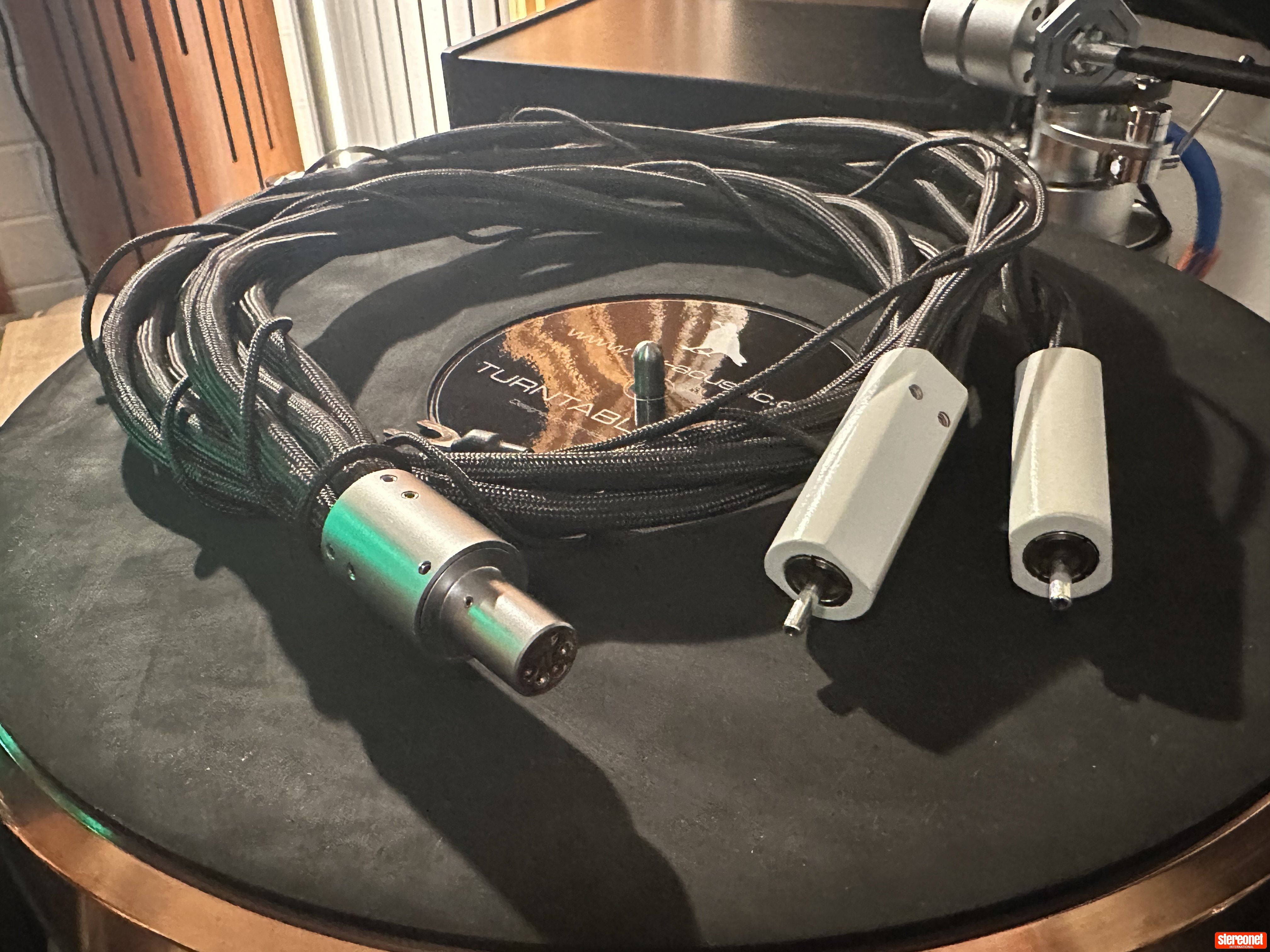 Argento Audio Flow master reference FMR Tonearm Cable (RCA ...