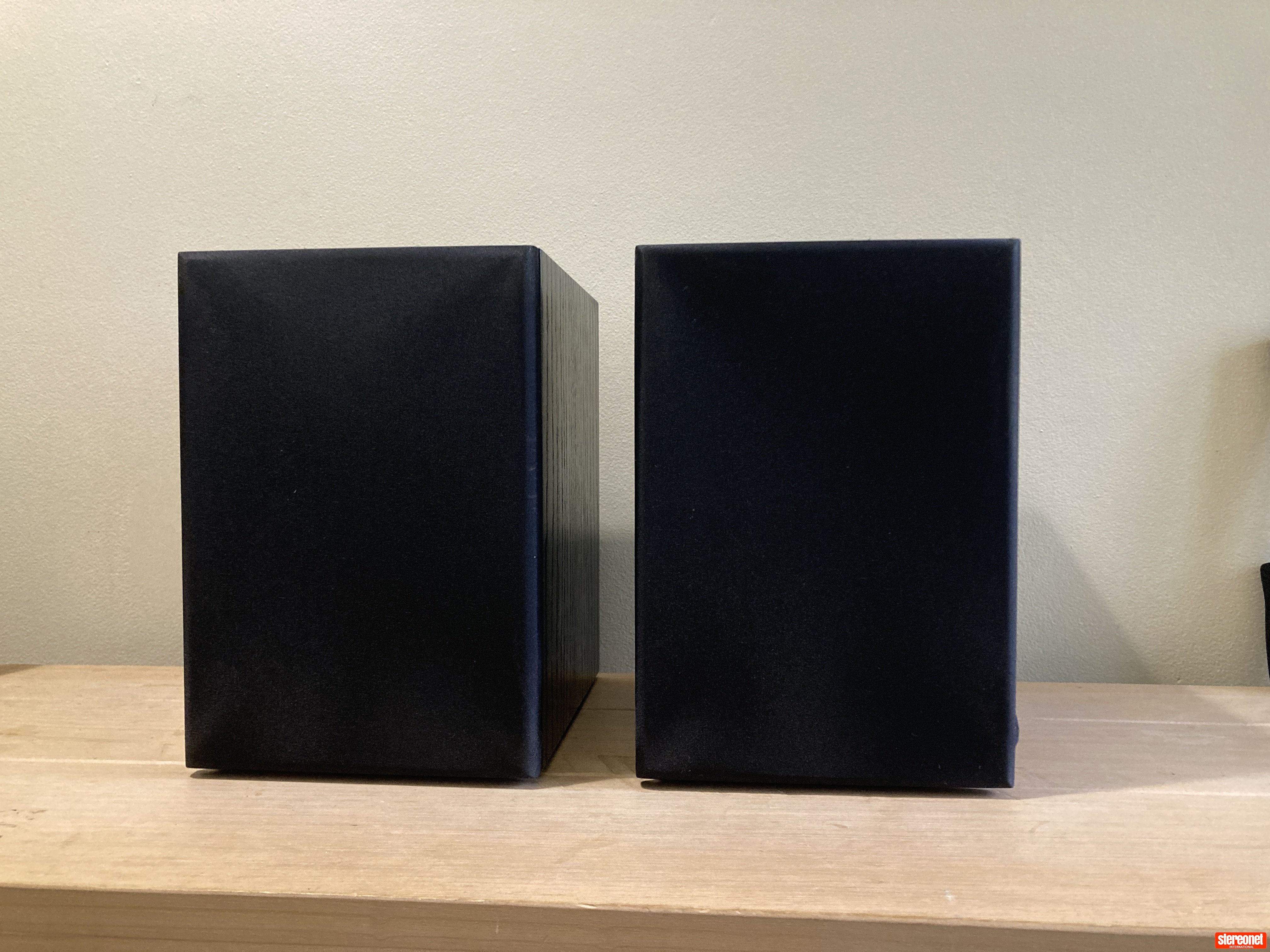 Legend Acoustics Joey Bookshelf Loudspeakers - Bookshelf & Small ...