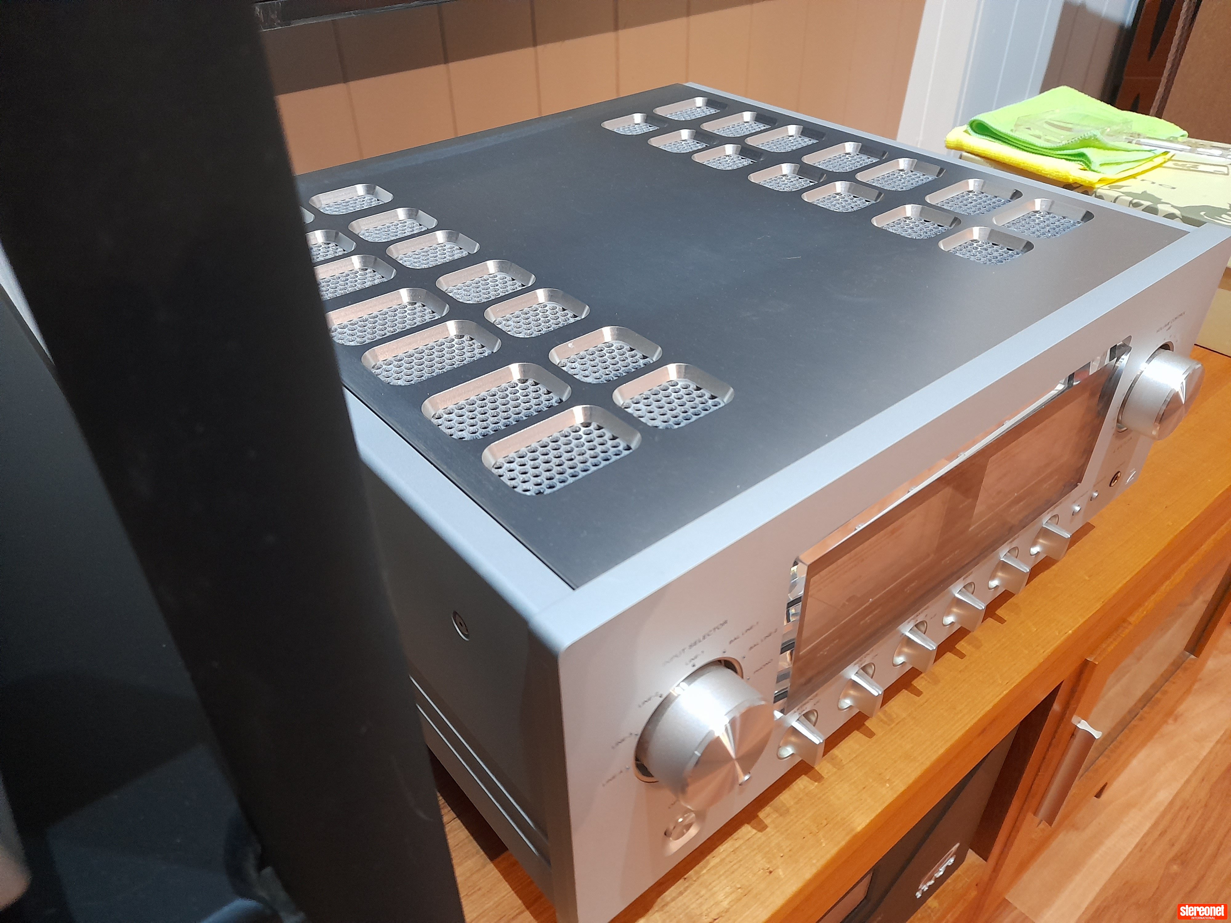 Luxman L-509X Integrated Amplifier (Solid State) - Integrated ...