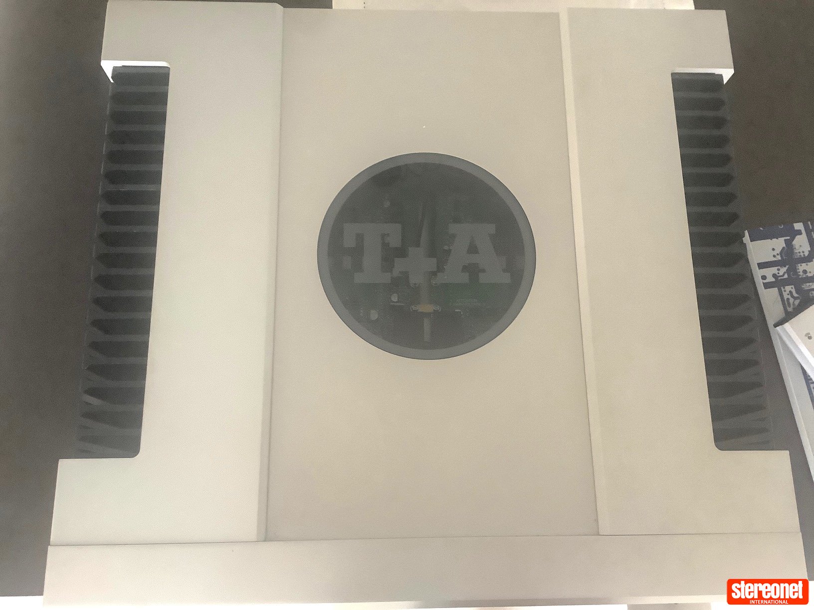 T+A elektroakustik PA-3000 hV Integrated Amplifier (Solid State ...