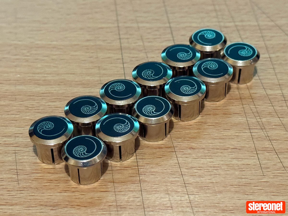 Cardas Audio Signature (x12) RCA Caps - Tweaks / Tuning - StereoNET