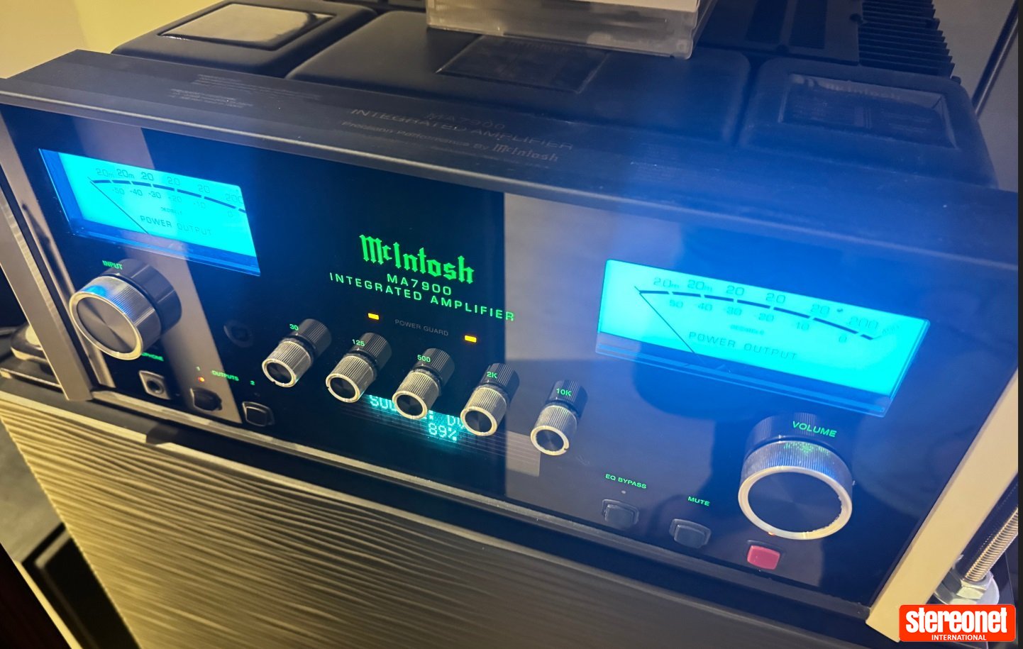 McIntosh MA7900 Integrated Amplifier (Solid State) - Integrated ...