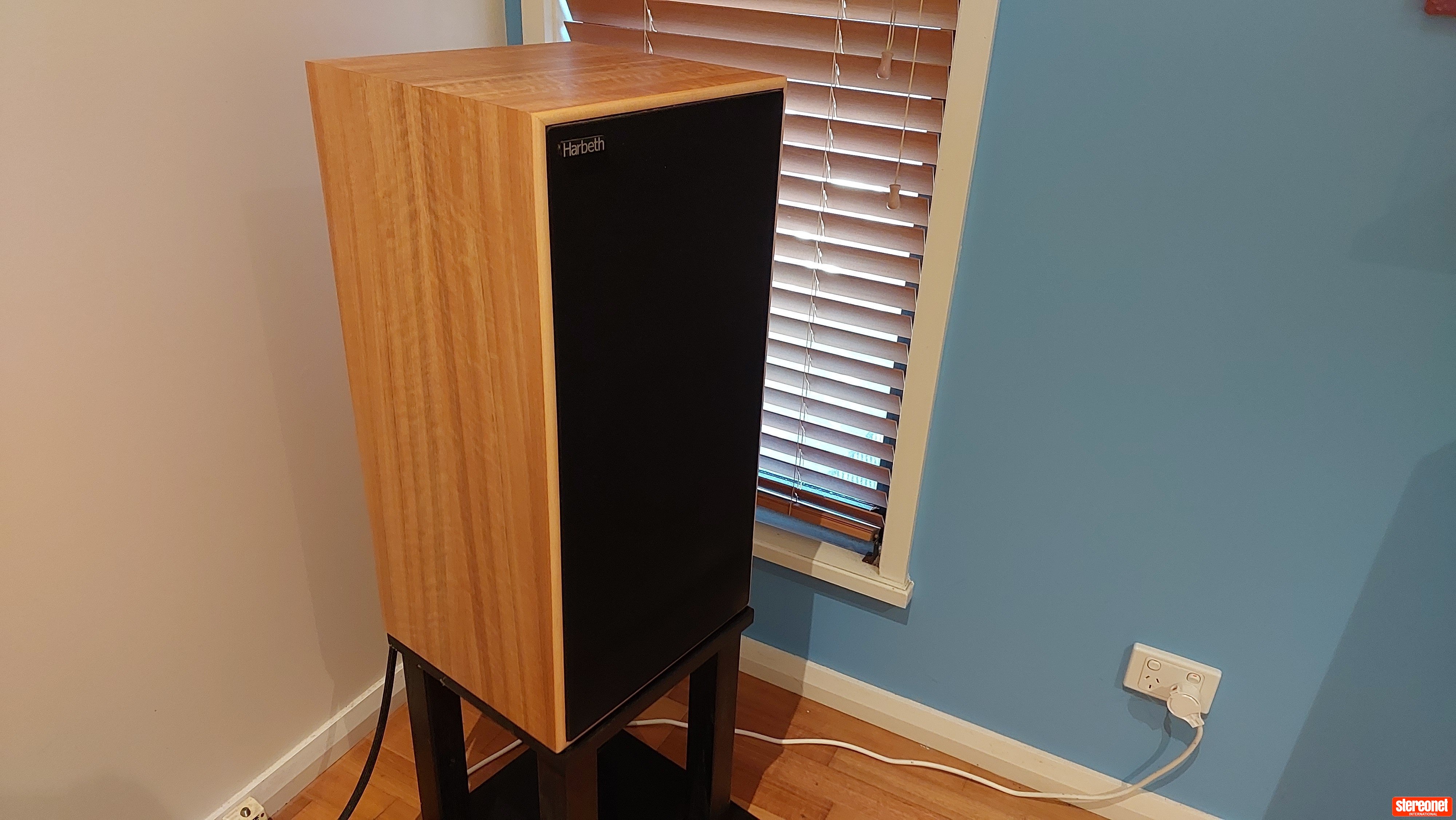 Harbeth Super HL5+ Standmount Loudspeakers - Floorstanders & Large ...