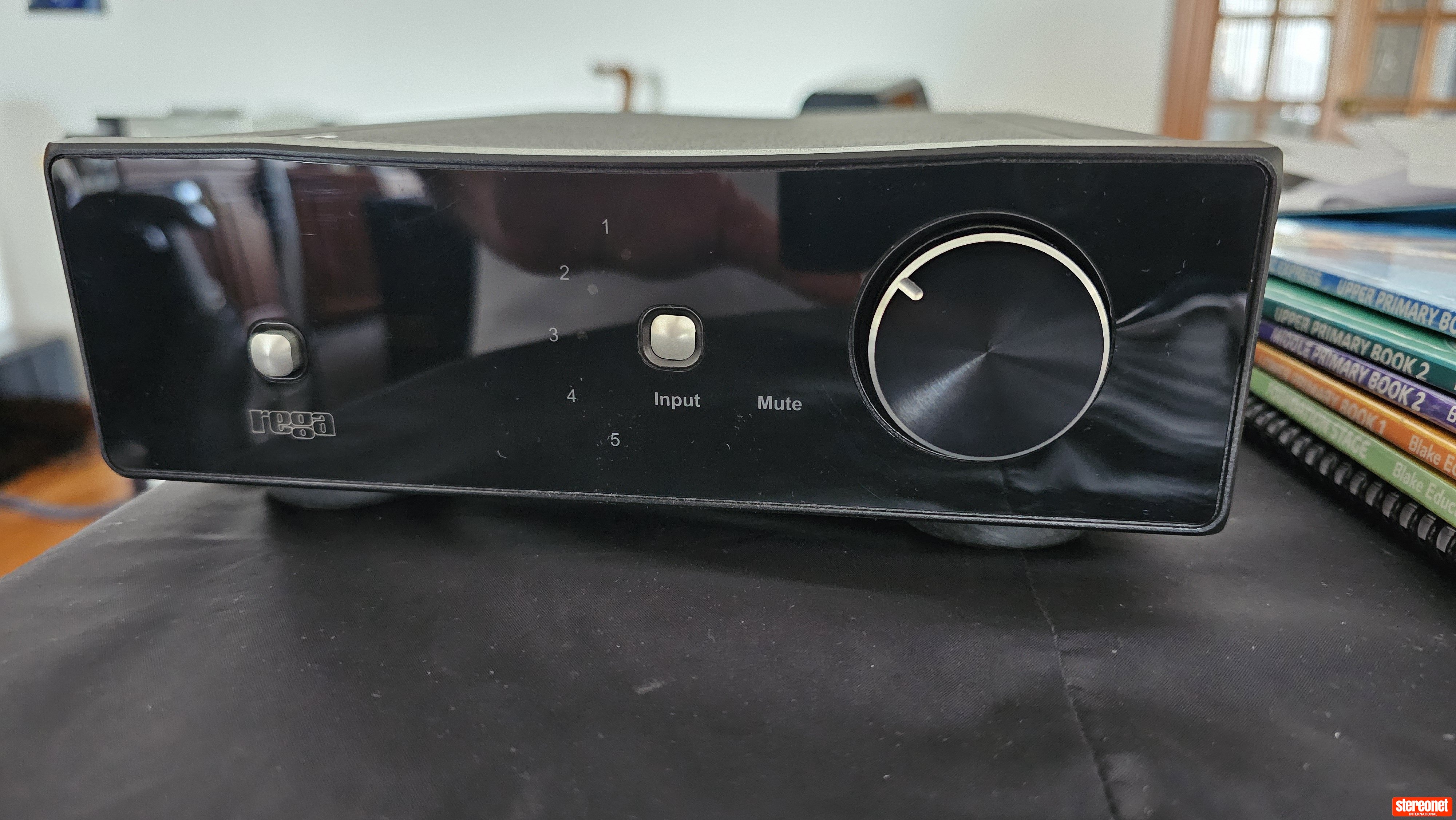 Rega Brio- R Integrated Amplifier (Solid State) - Integrated Amplifiers ...