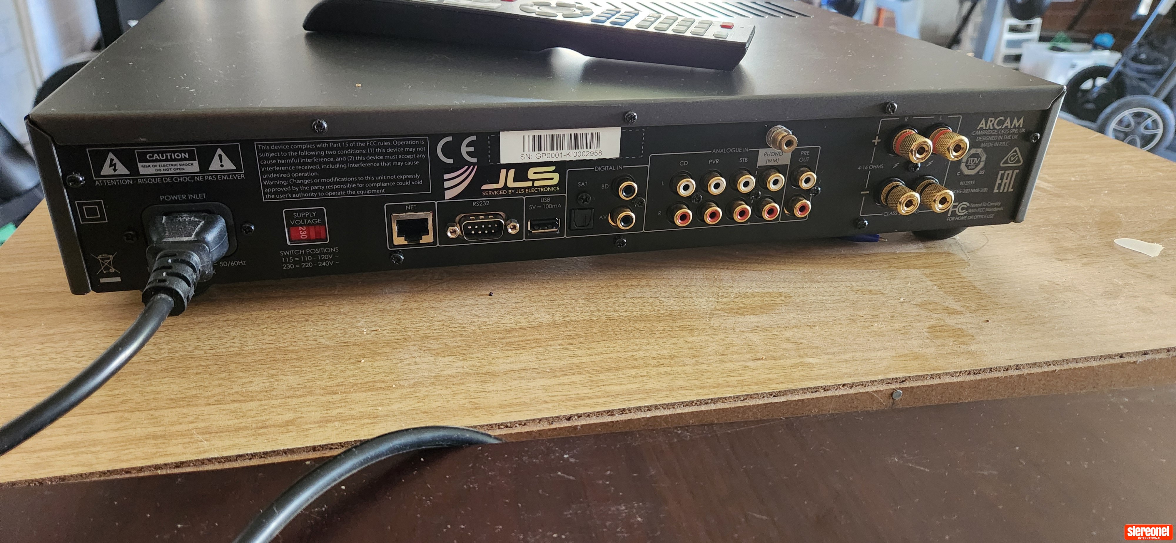 Arcam SA10 Integrated Amplifier (Solid State) |﻿ Integrated Amplifiers