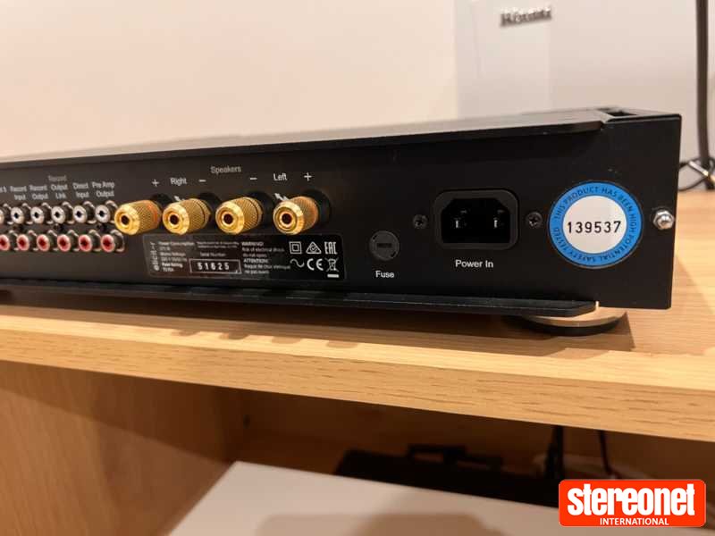 Rega Elicit R Integrated Amplifier (Solid State) - Integrated ...