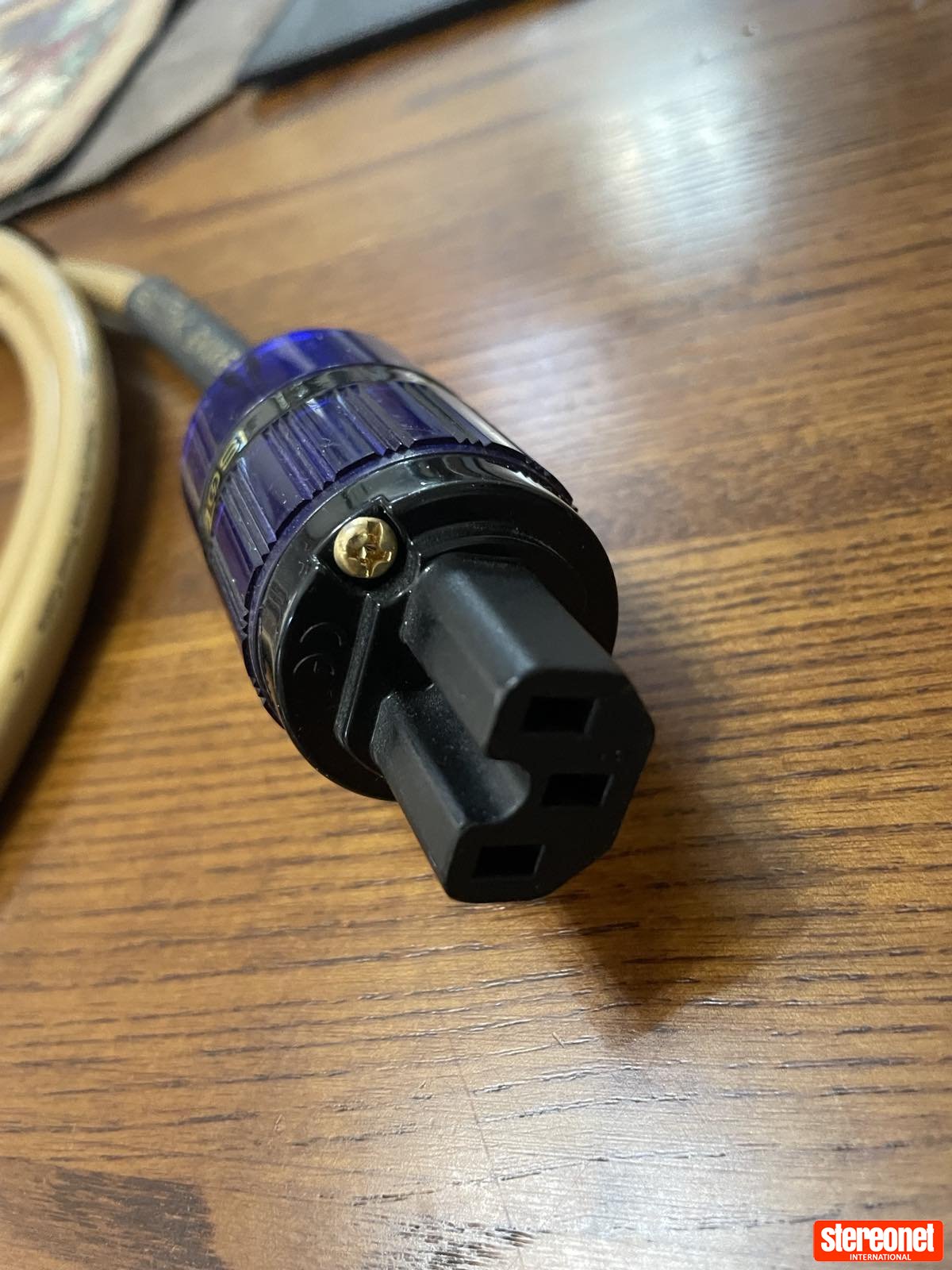 IsoTek Elite EVO3 Power Cable - Power Cables - StereoNET