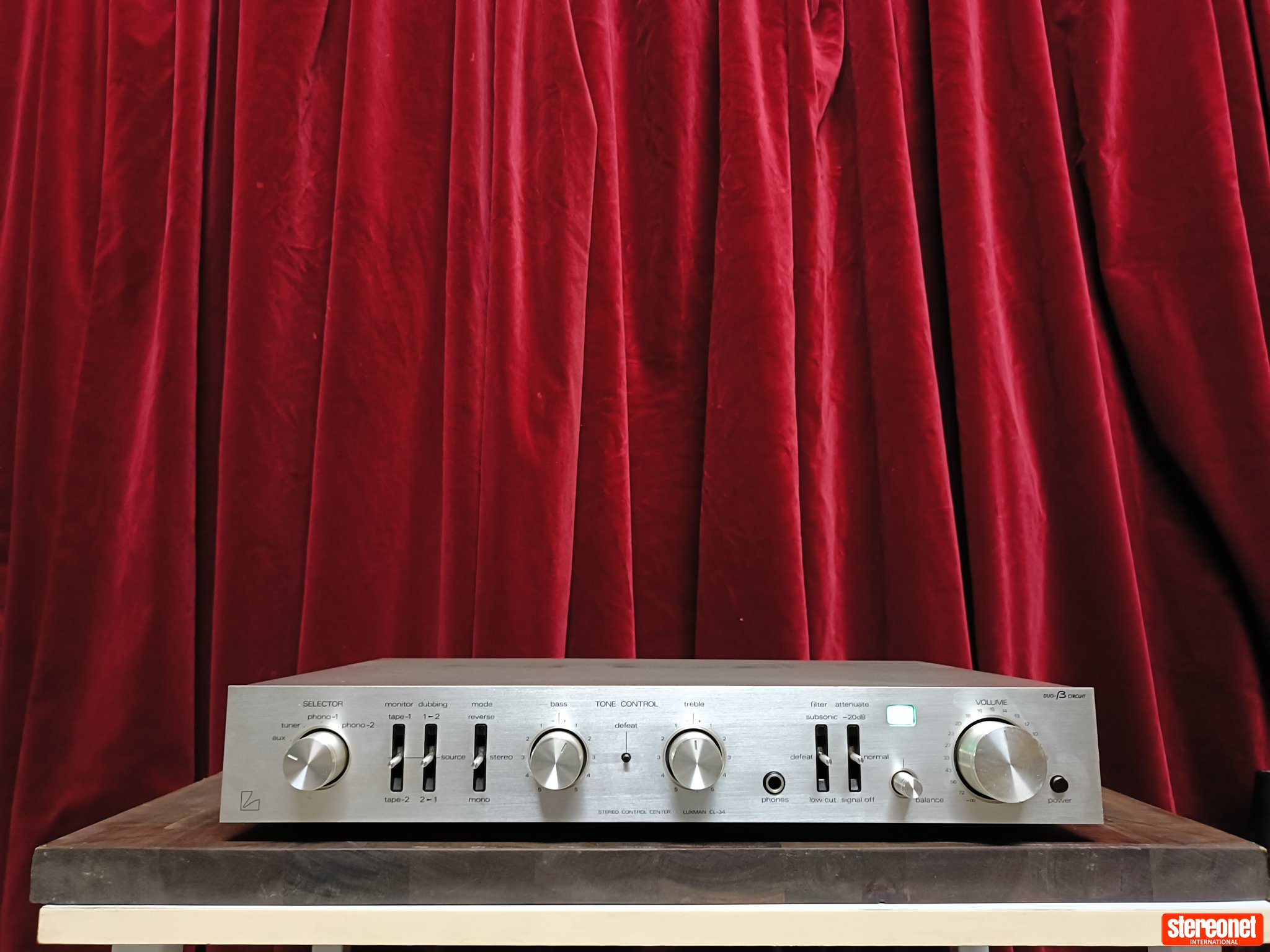 Luxman CL 34 Pre Amplifier - Pre Amplifiers - StereoNET