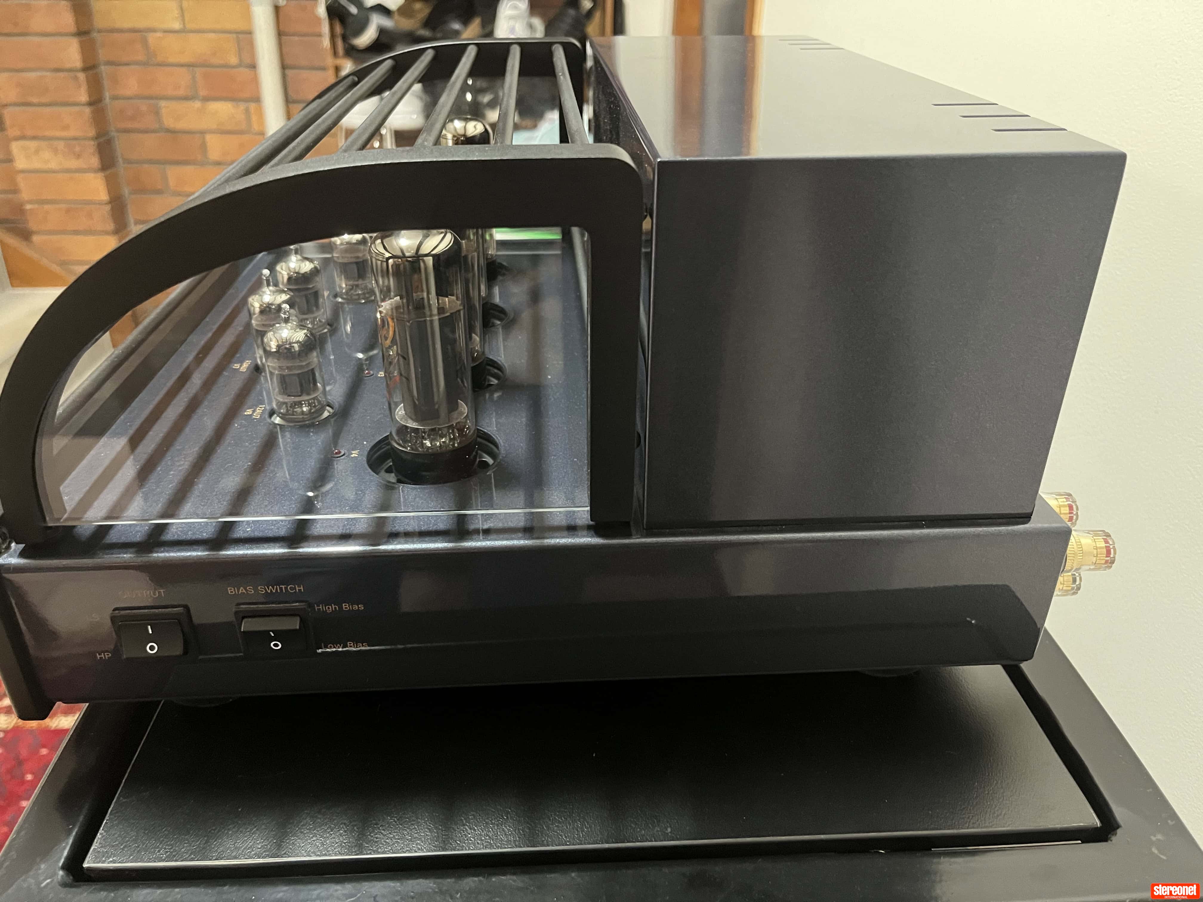 PrimaLuna EVO 200 Integrated Amplifier - Integrated Amplifiers - StereoNET