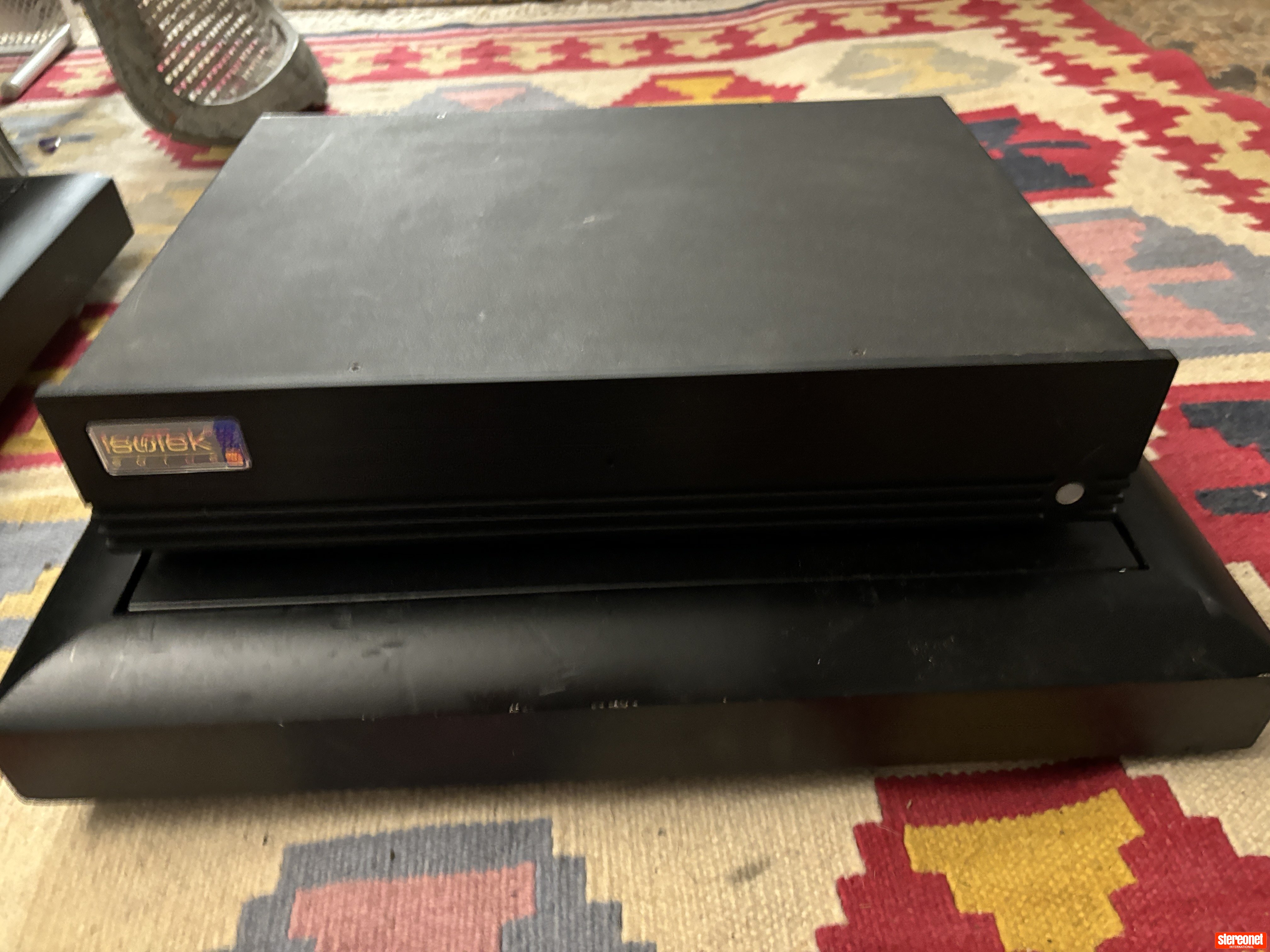 IsoTek EVO3 Solus Power Conditioner - Power Filtering / Conditioning ...