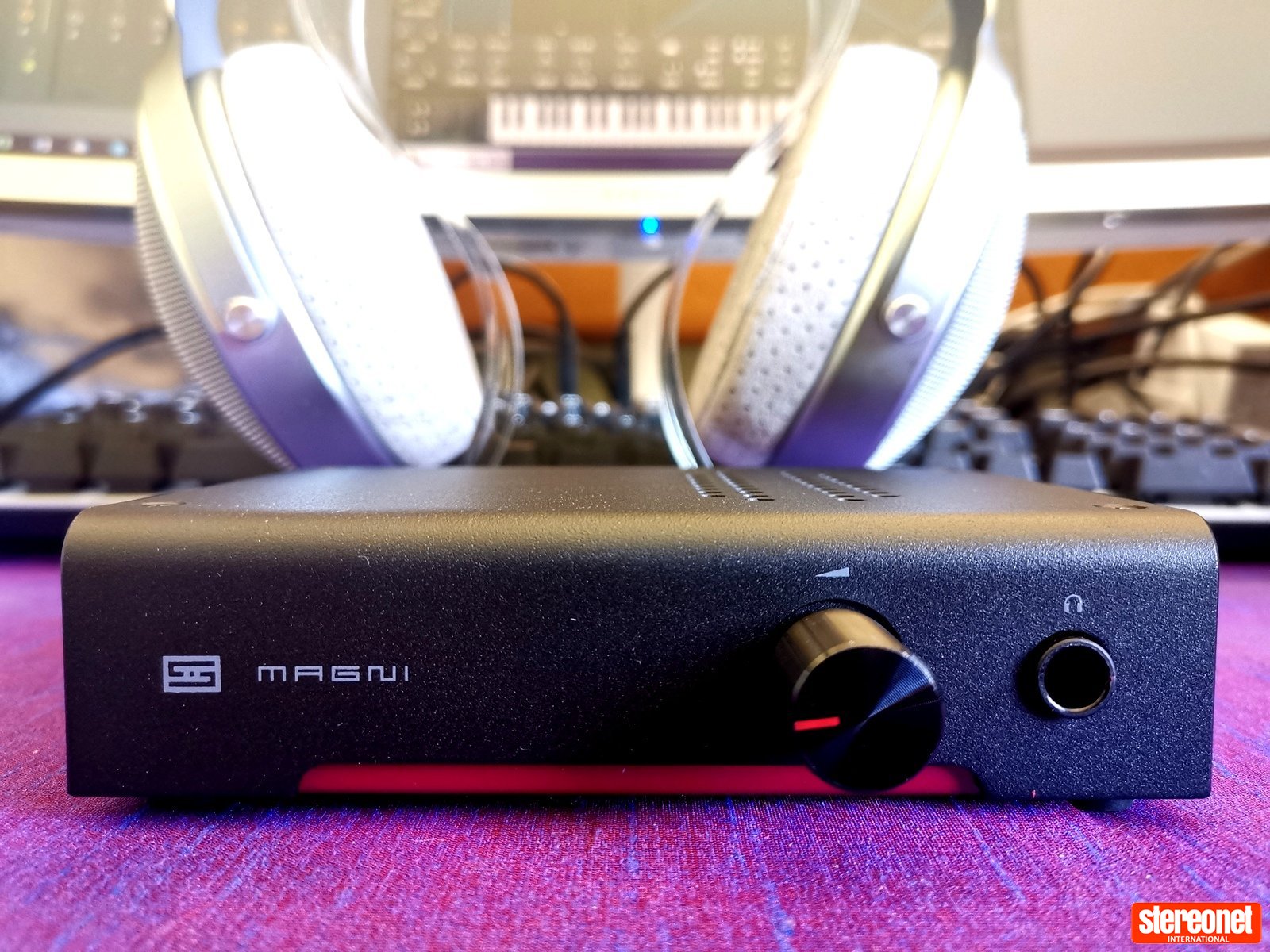 Schiit Audio Magni Heresy Headphone Amplifier |﻿ Headphone Amps & DACs