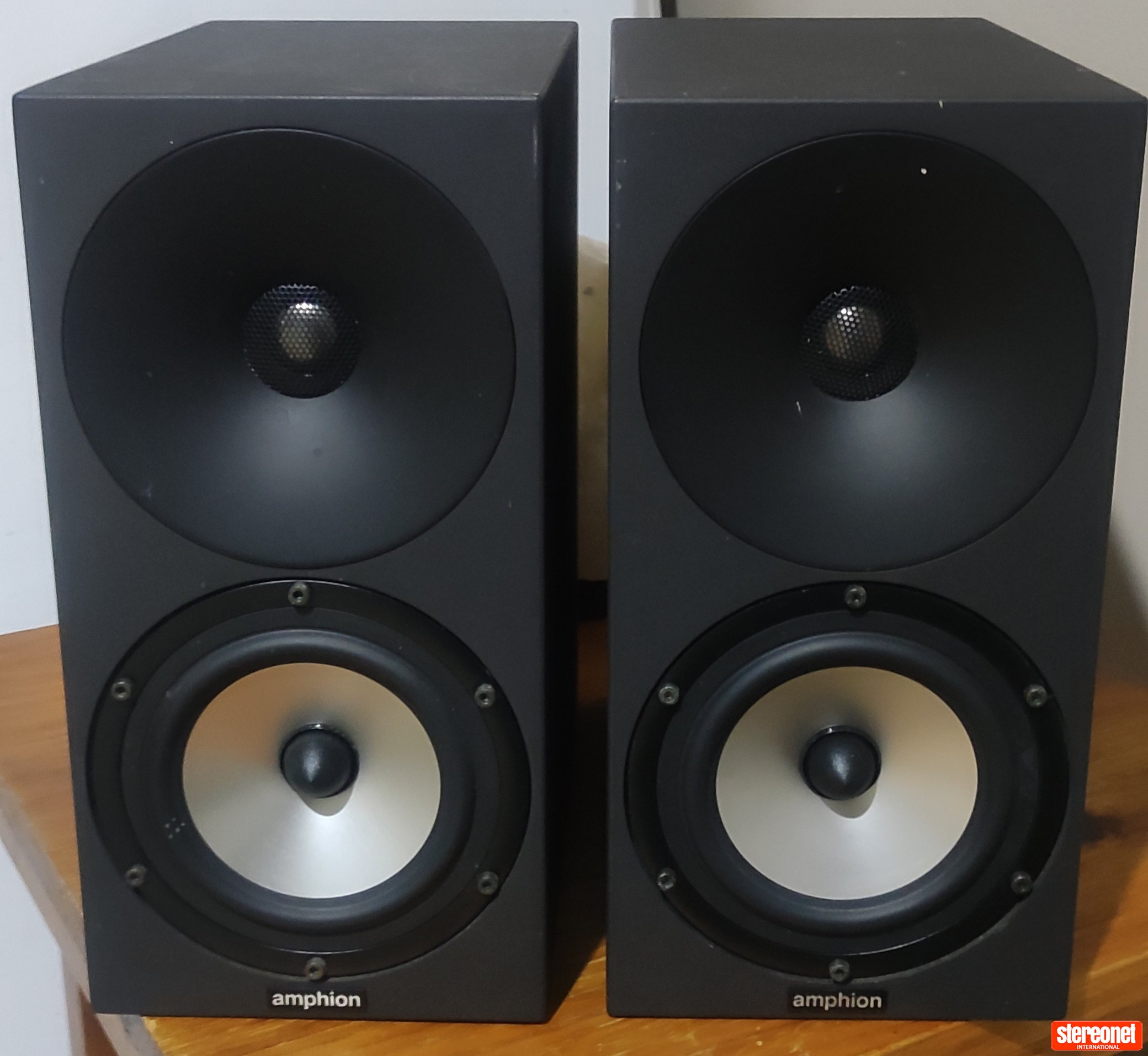 Amphion Argon 1 Bookshelf Loudspeakers - Bookshelf & Small Monitors - StereoNET