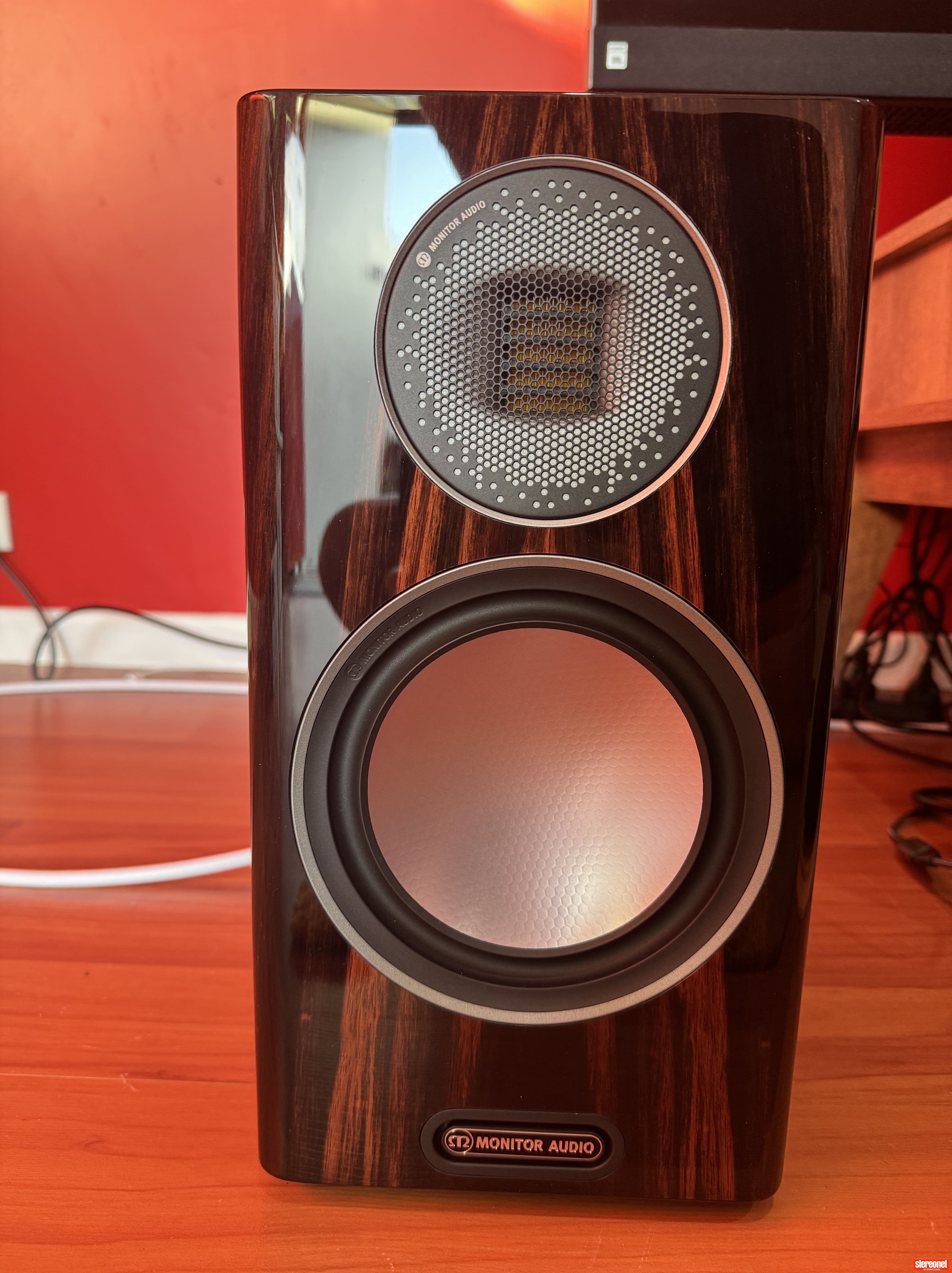 Monitor Audio Gold 100 Bookshelf Loudspeakers - Bookshelf & Small ...