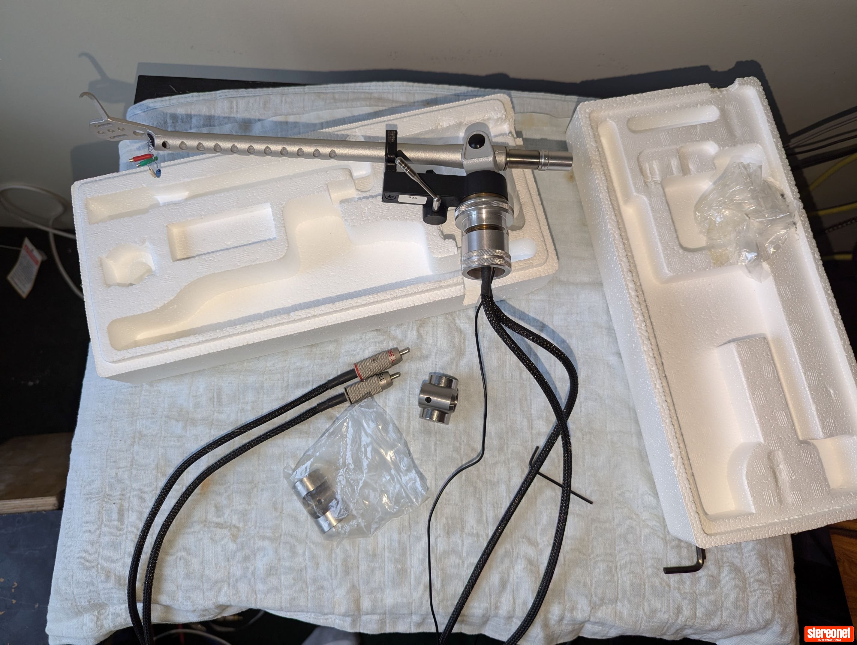 Michell Engineering Tecnoarm Tonearm - Tonearms - StereoNET