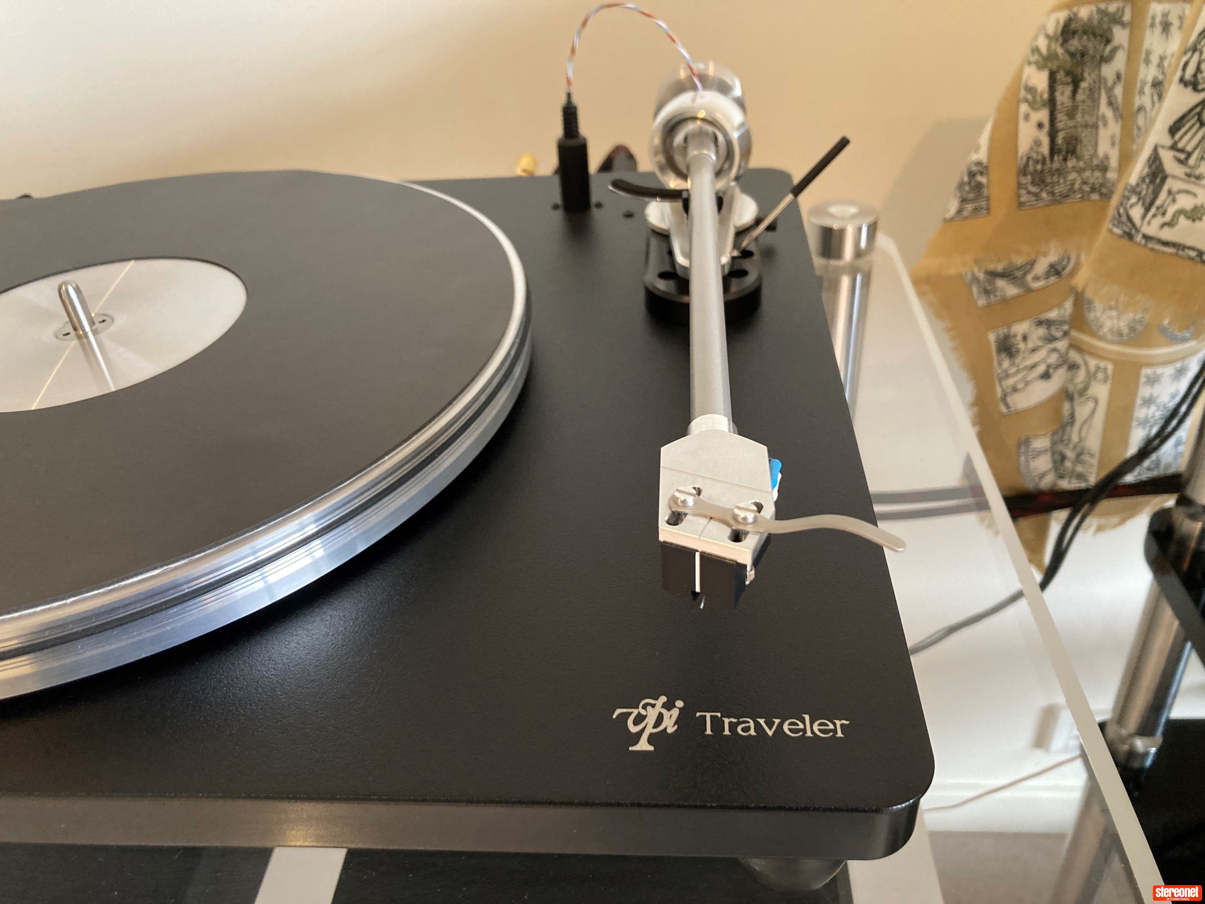 VPI Industries Traveller V2 Turntable and Tonearm Package - Turntables & Record Players - StereoNET