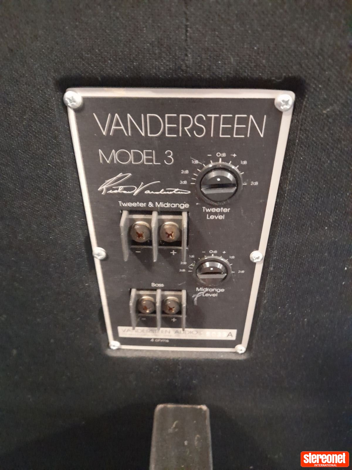 Vandersteen 3A Floorstanding Loudspeakers - Floorstanders & Large ...