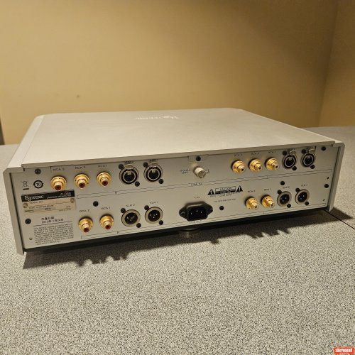 Esoteric C-03x Pre Amplifier - Pre Amplifiers - StereoNET