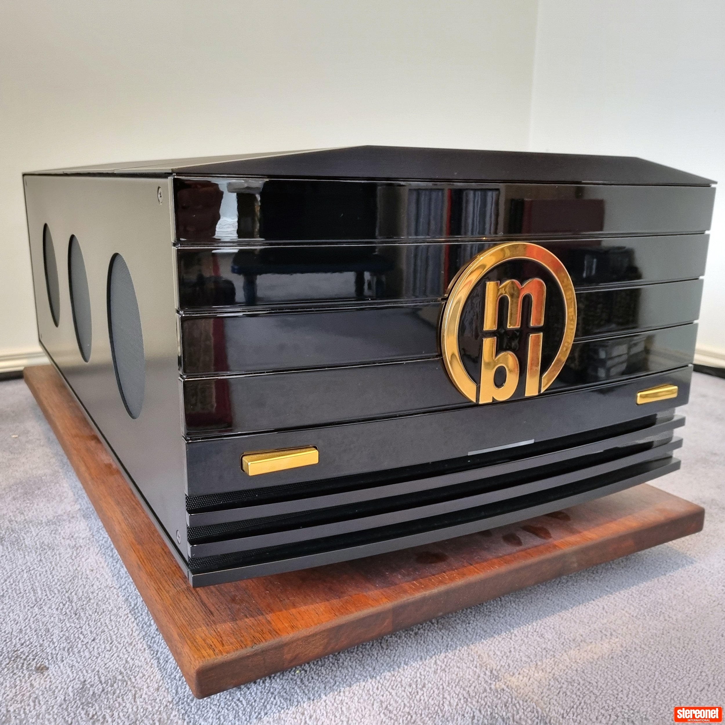 MBL 9011 Power Amplifier - Power Amplifiers - StereoNET