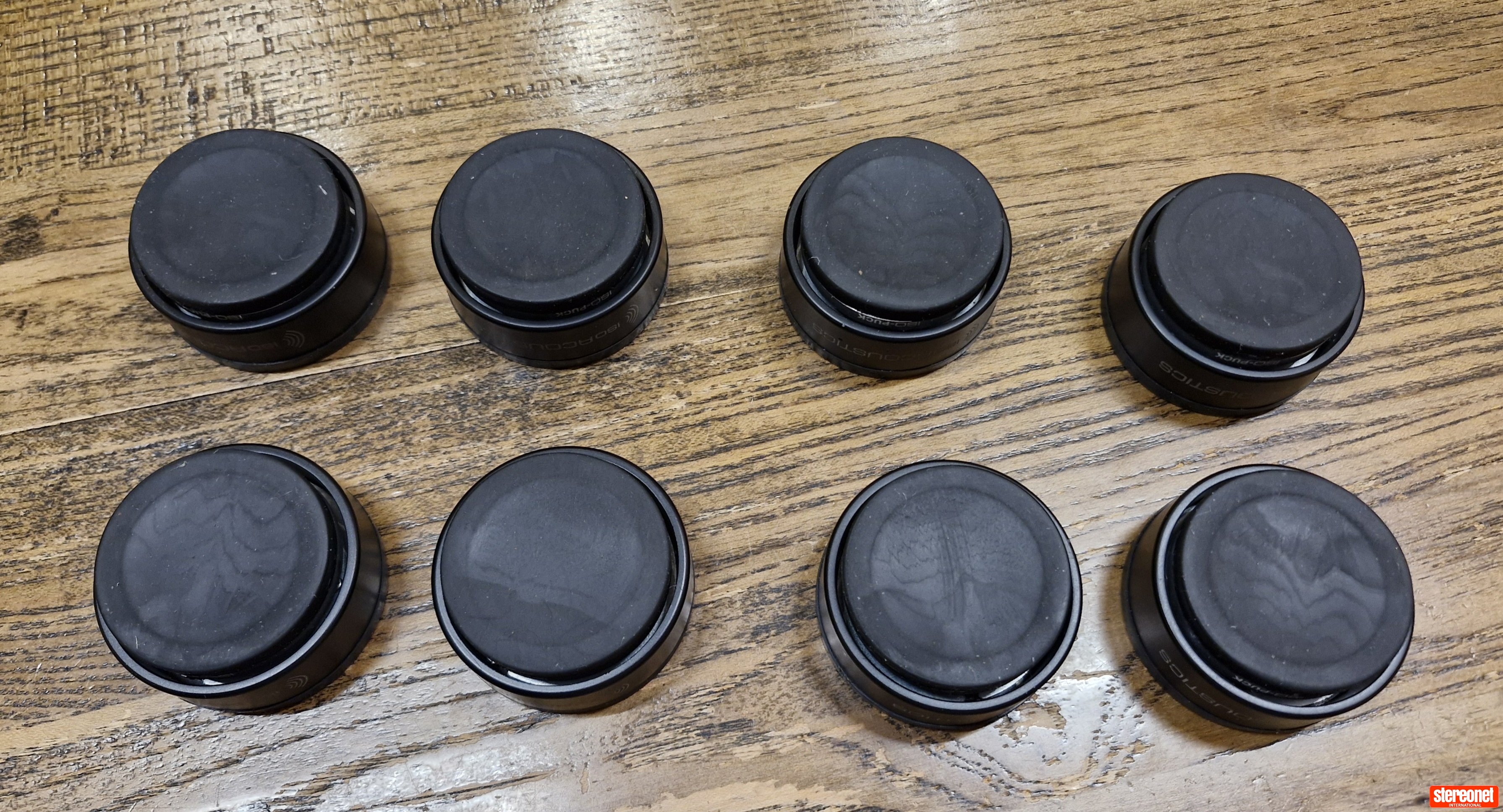 IsoAcoustics Iso-plug Isolation Footers |﻿ Tweaks / Tuning