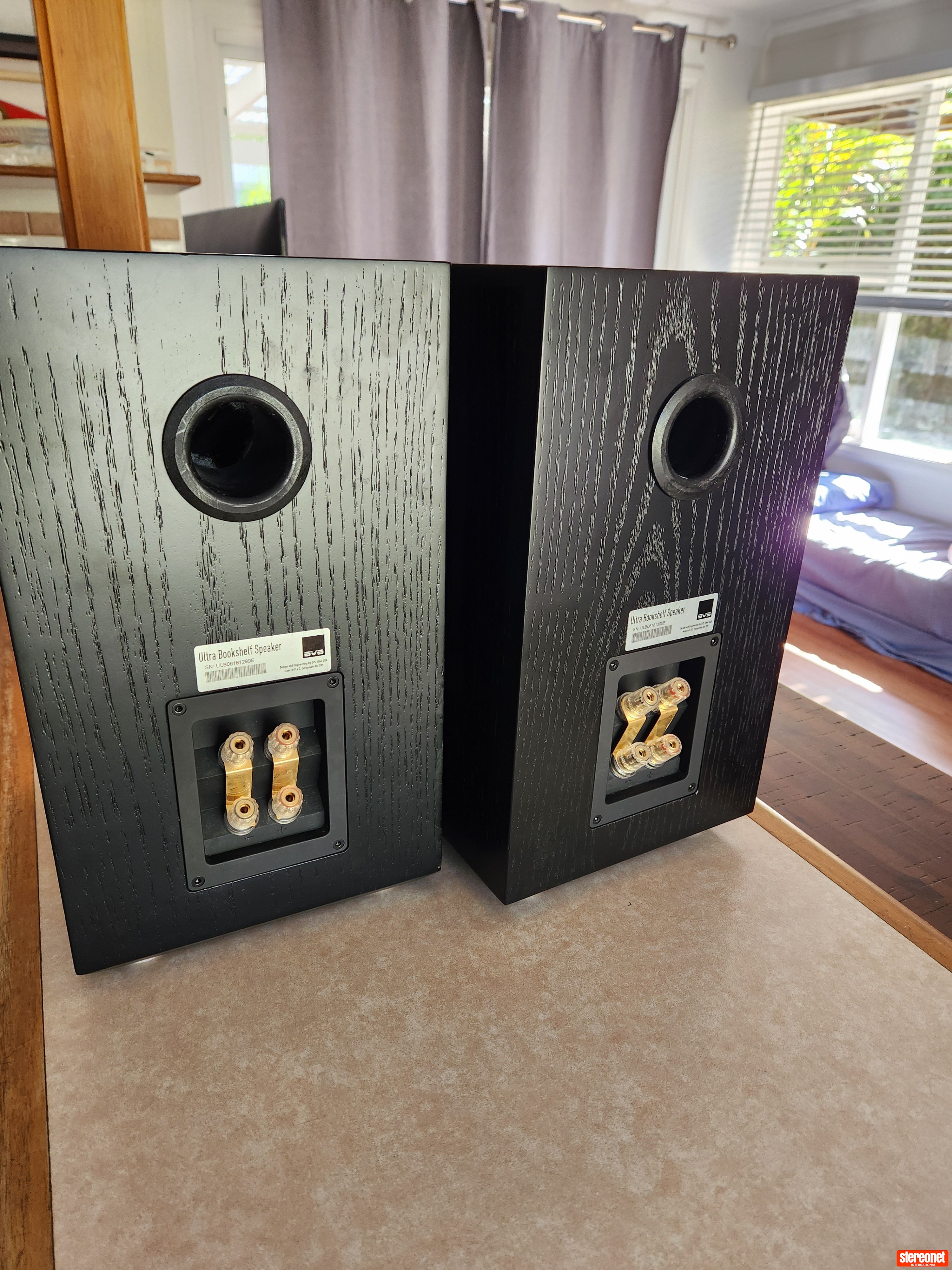 SVS Sound Ultra bookshelf Bookshelf Loudspeakers - Bookshelf & Small ...