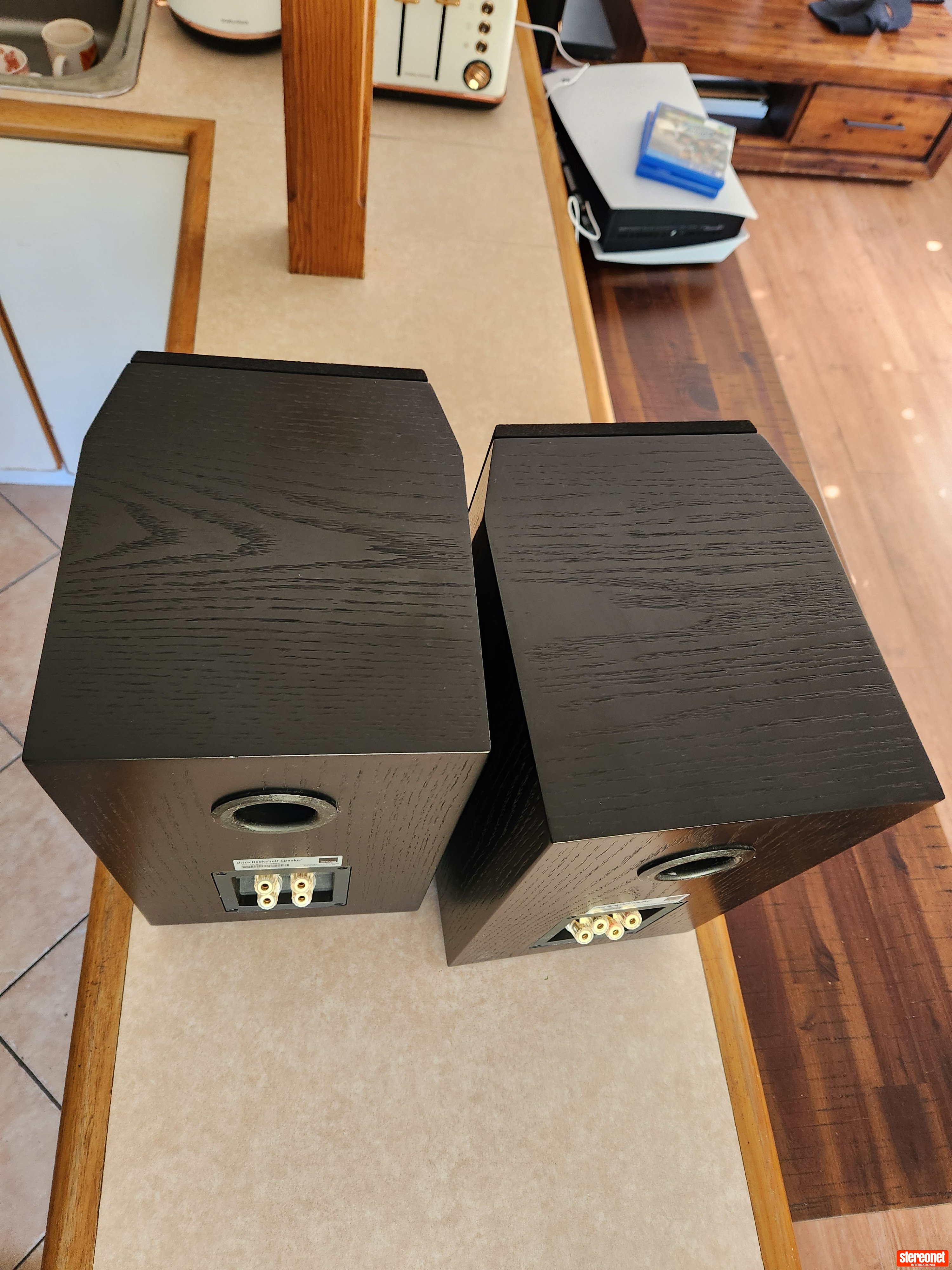 SVS Sound Ultra bookshelf Bookshelf Loudspeakers - Bookshelf & Small ...