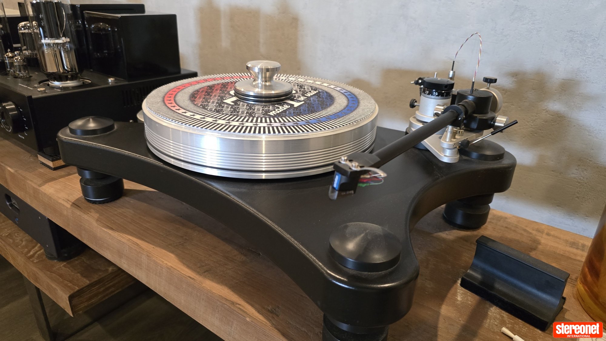 VPI Industries VPI Prime with Ortofon Cadenza Blue cartridge Turntable ...