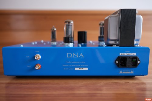 DNA Starlett Headphone Amplifier - Headphone Amps & DACs - StereoNET