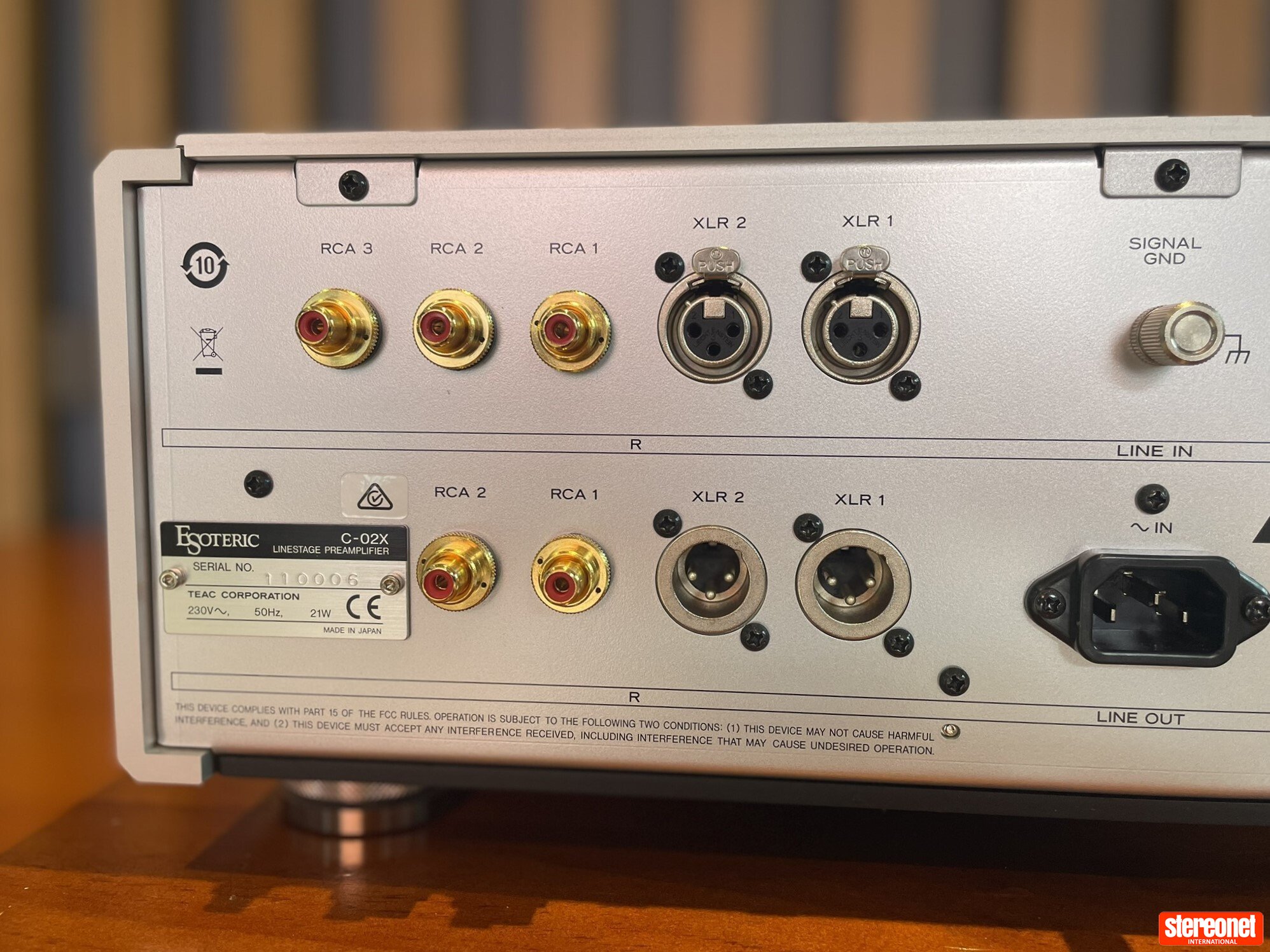 Esoteric C02X Pre Amplifier - Integrated Amplifiers - StereoNET