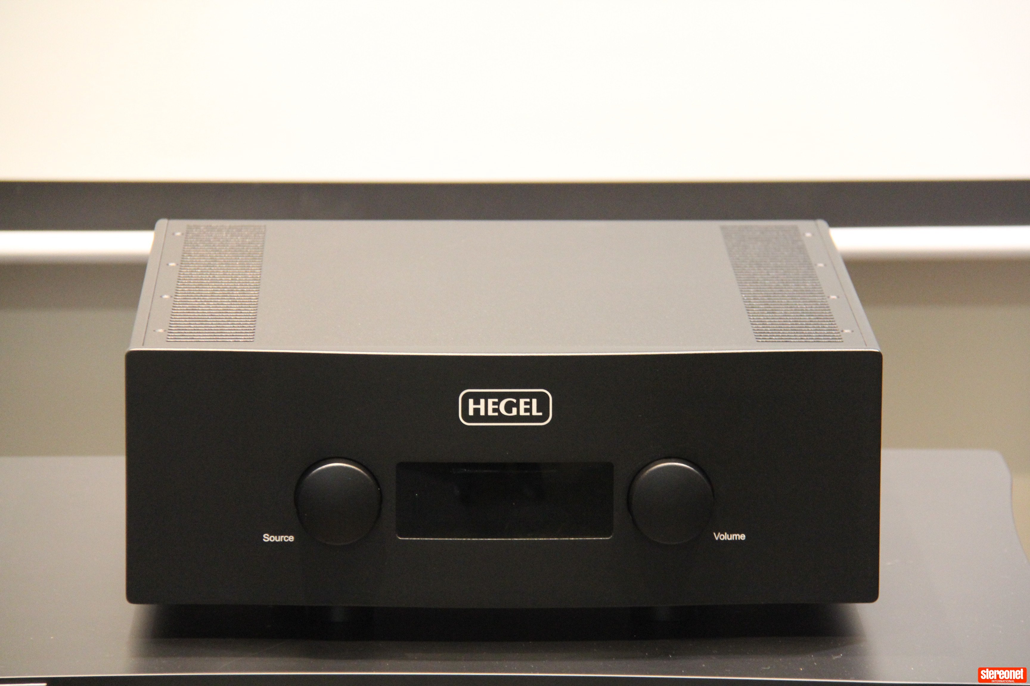 Hegel Music Systems H590 Integrated Amplifier (Solid State ...