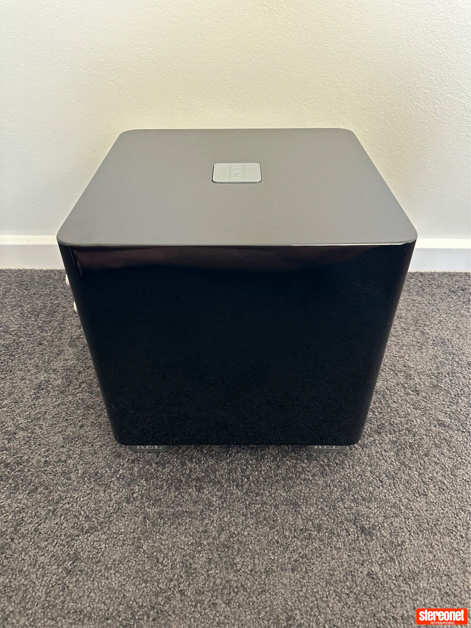 REL Acoustics T5x (1 of 2) Subwoofer (Active / Powered) - Subwoofers ...