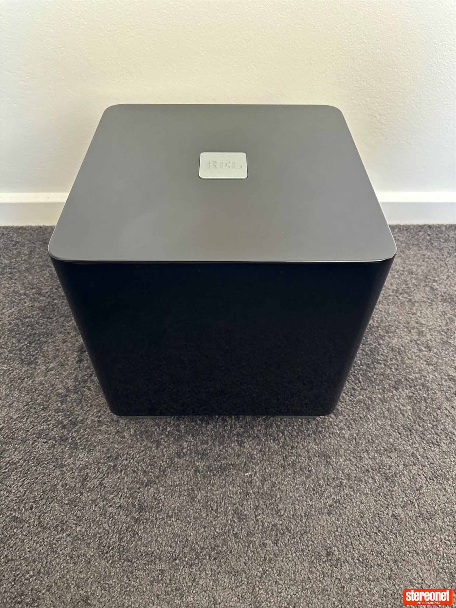 REL Acoustics T5x (2 of 2) Subwoofer (Active / Powered) - Subwoofers ...