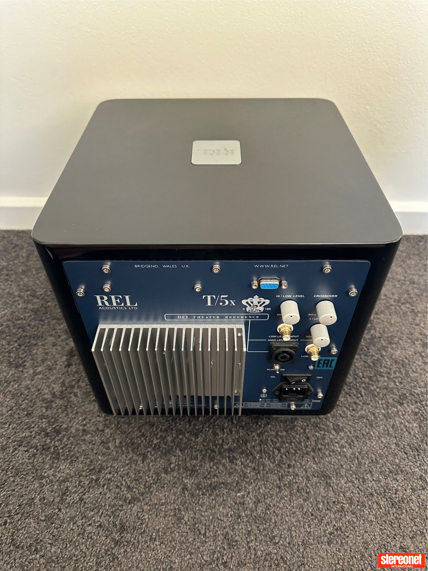 REL Acoustics T5x (2 of 2) Subwoofer (Active / Powered) - Subwoofers ...