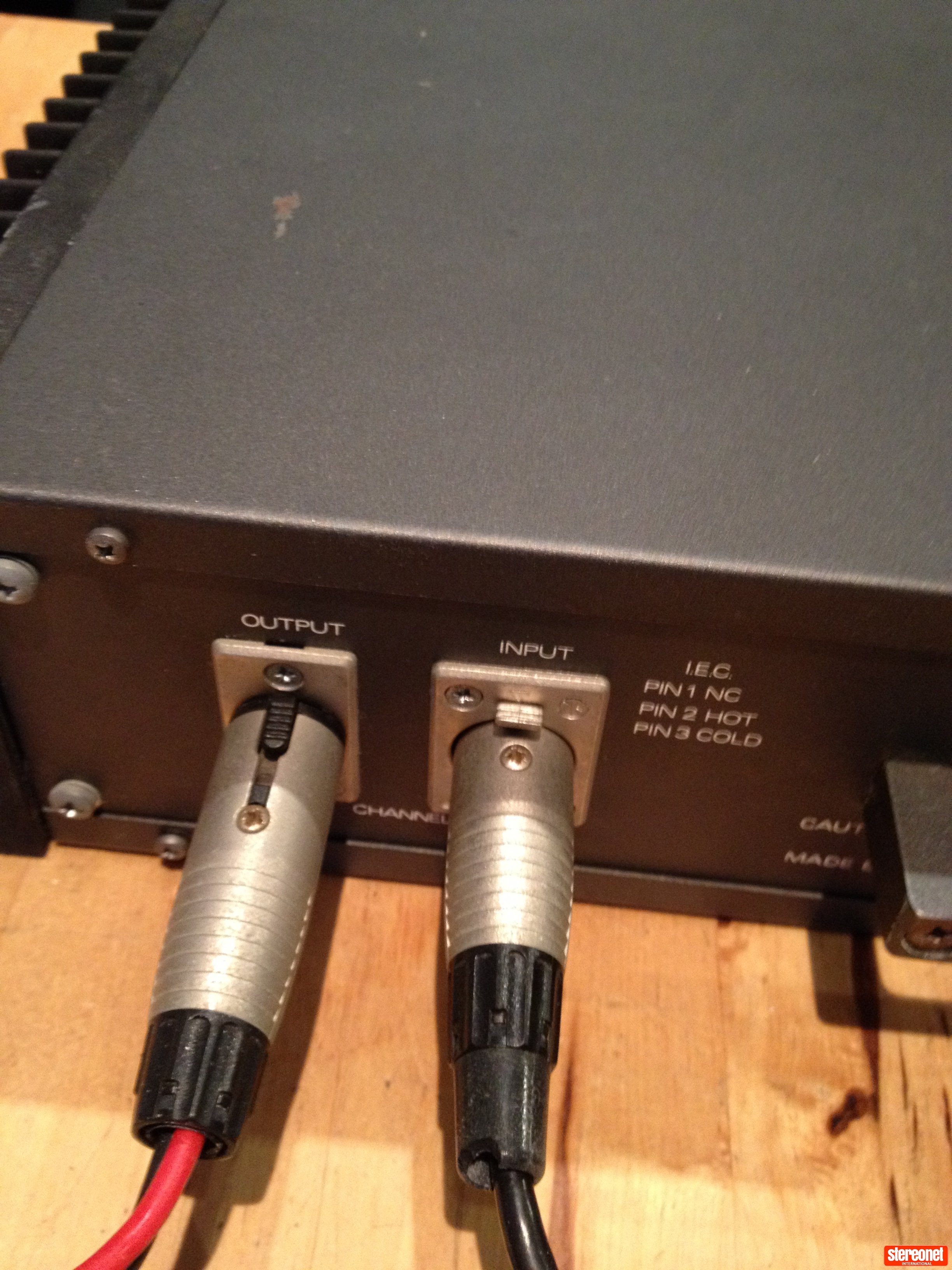 Quad 520F Power Amplifier - Power Amplifiers - StereoNET