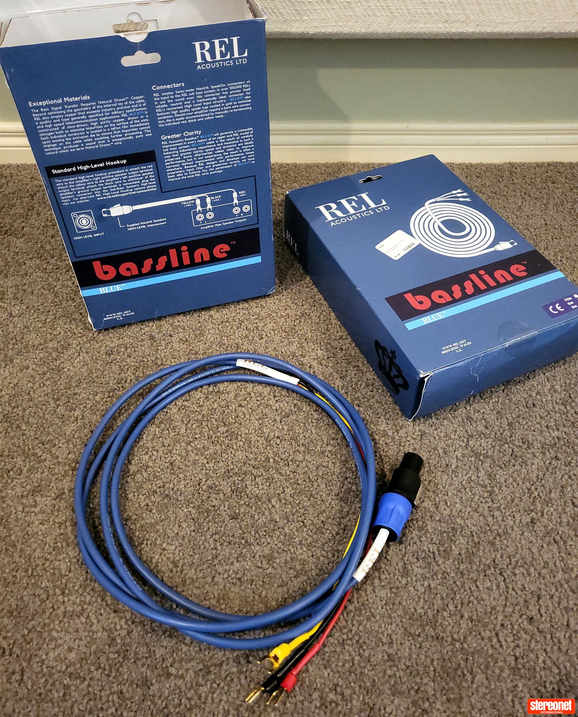 REL Acoustics BASSLINE BLUE Subwoofer cable - Speaker Cables - StereoNET